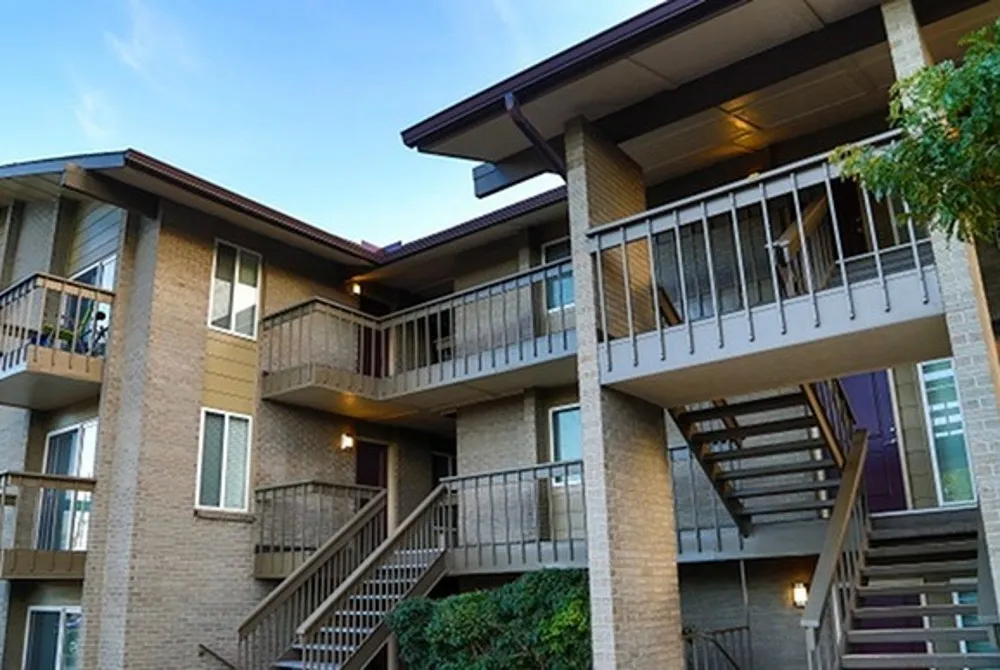 https://www.flatironviewapts.com/ | Apartments In Boulder, CO