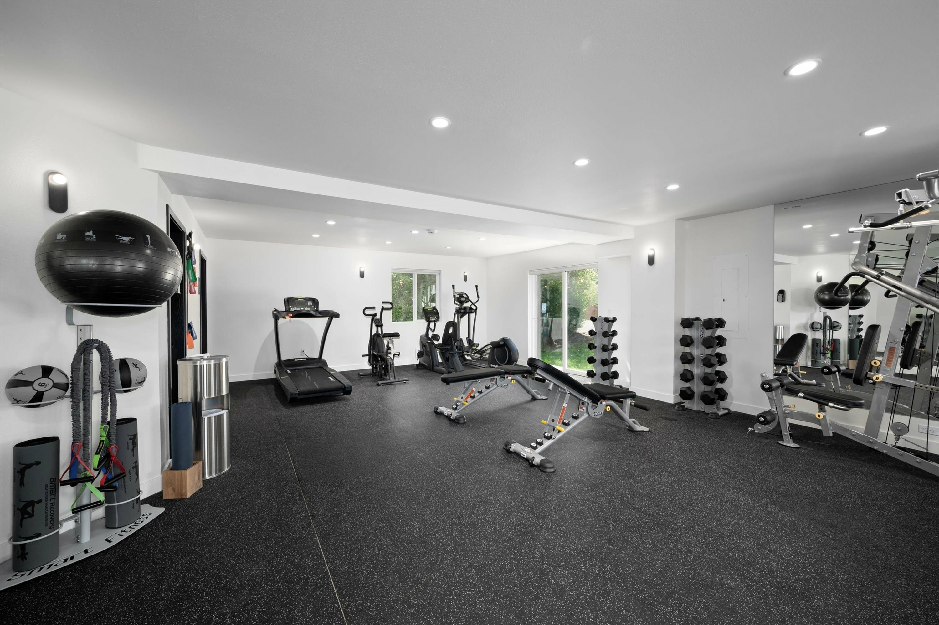 View Photos | Edgemont