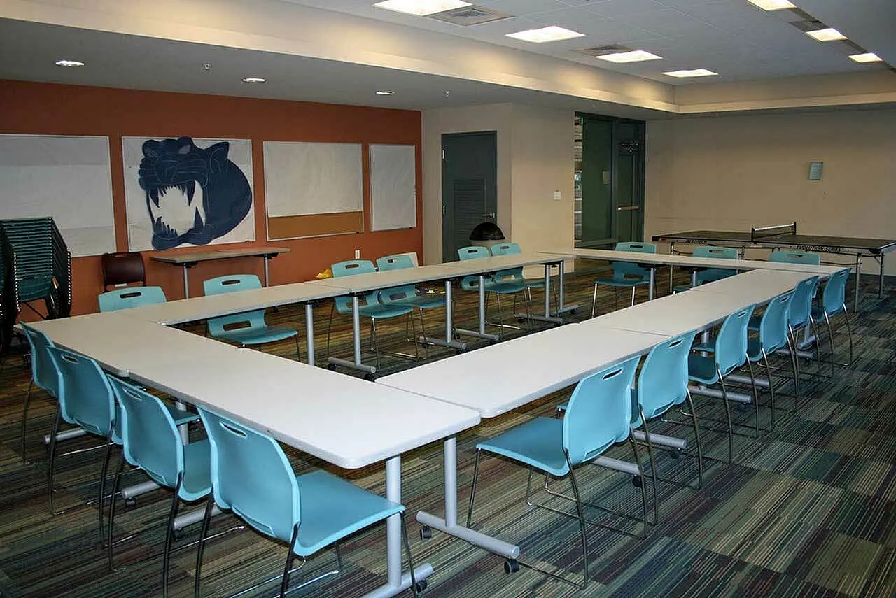 View Photos | Harris Hall & Tubman House