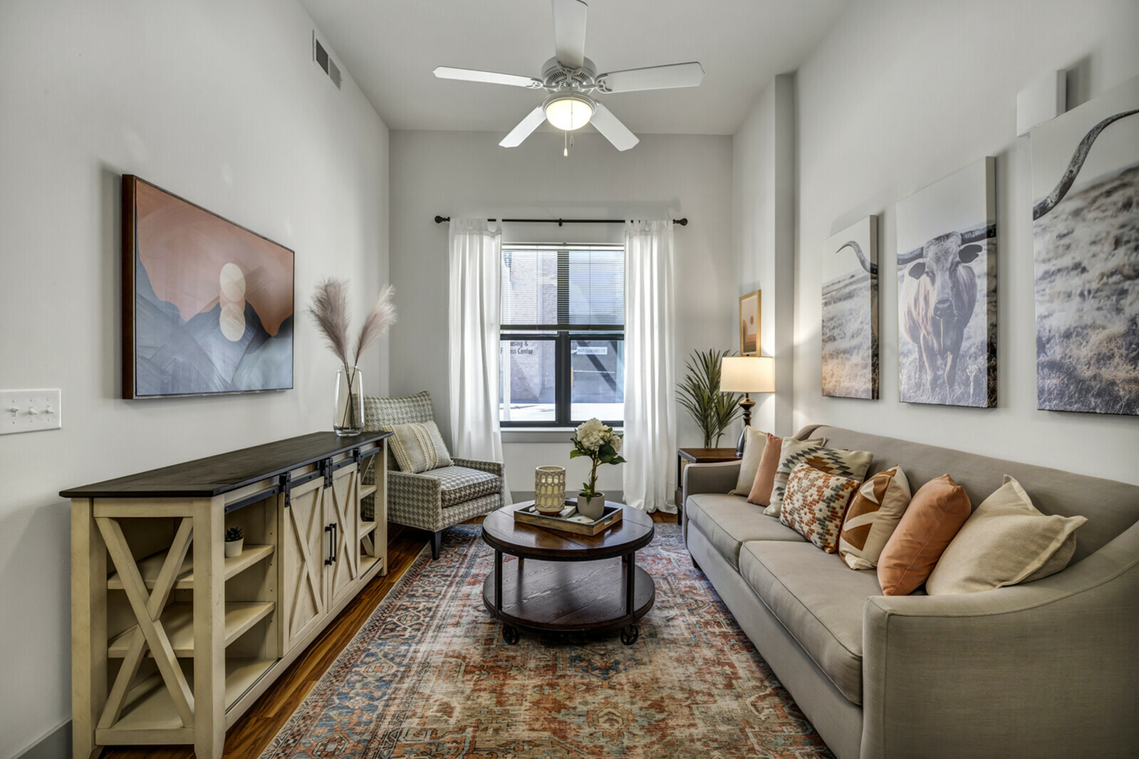 Twenty Two 15 | Apartments In Austin, TX