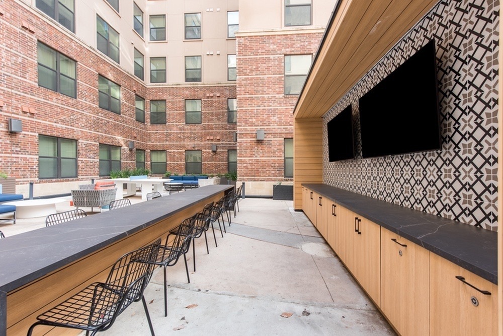 View Photos & Take A Virtual Tour | Twenty Two 15
