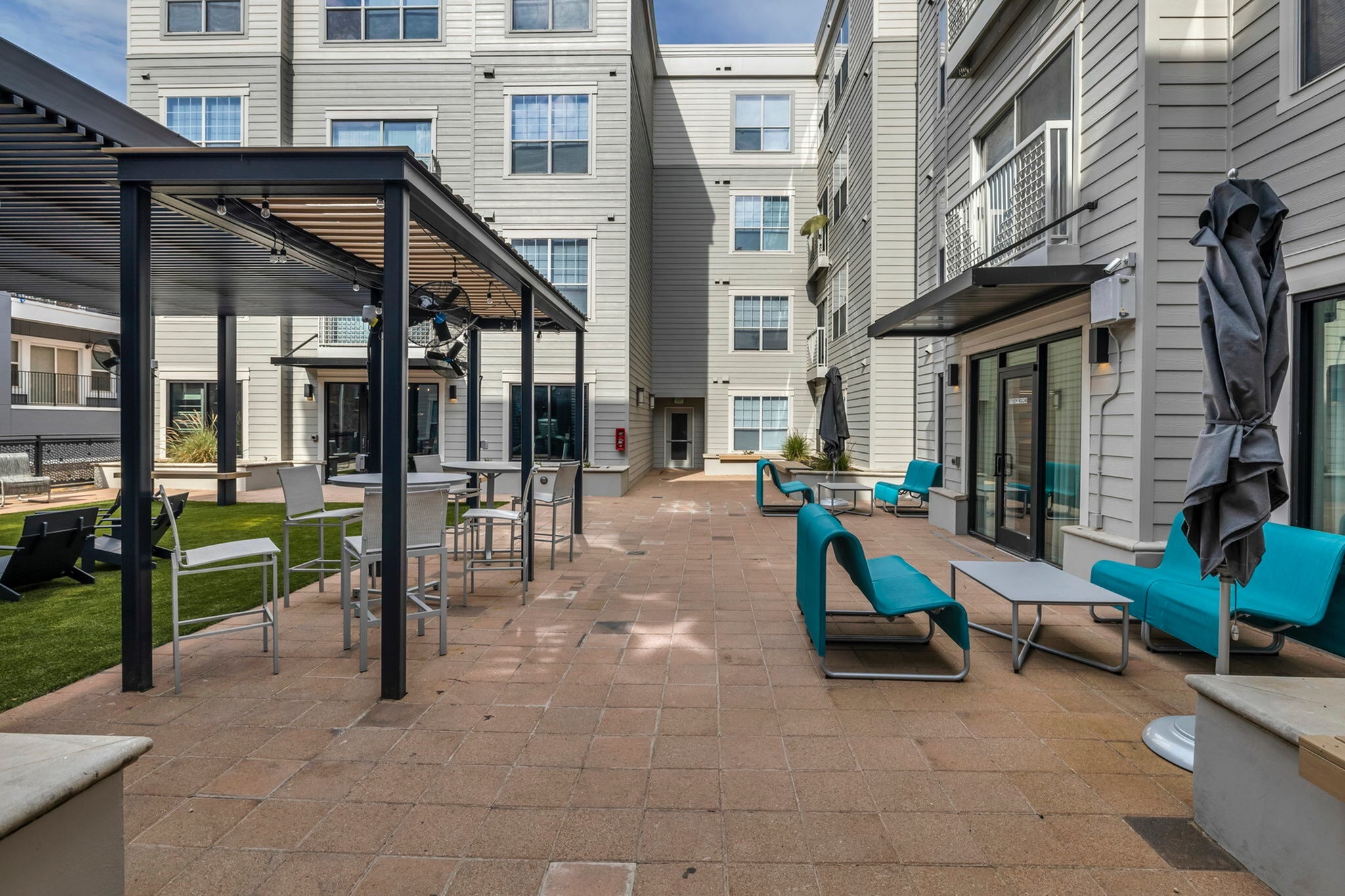 1883 at Cameron Apartment Rentals