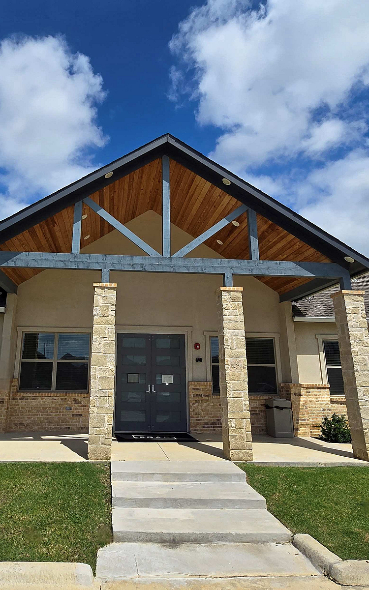 Modern Apartments in Crowley, TX at Legacy at Crowley