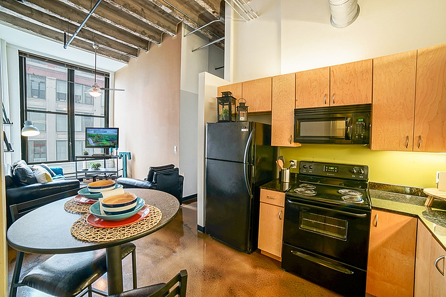 Off-Campus Housing in Chicago, IL | Tailor Lofts