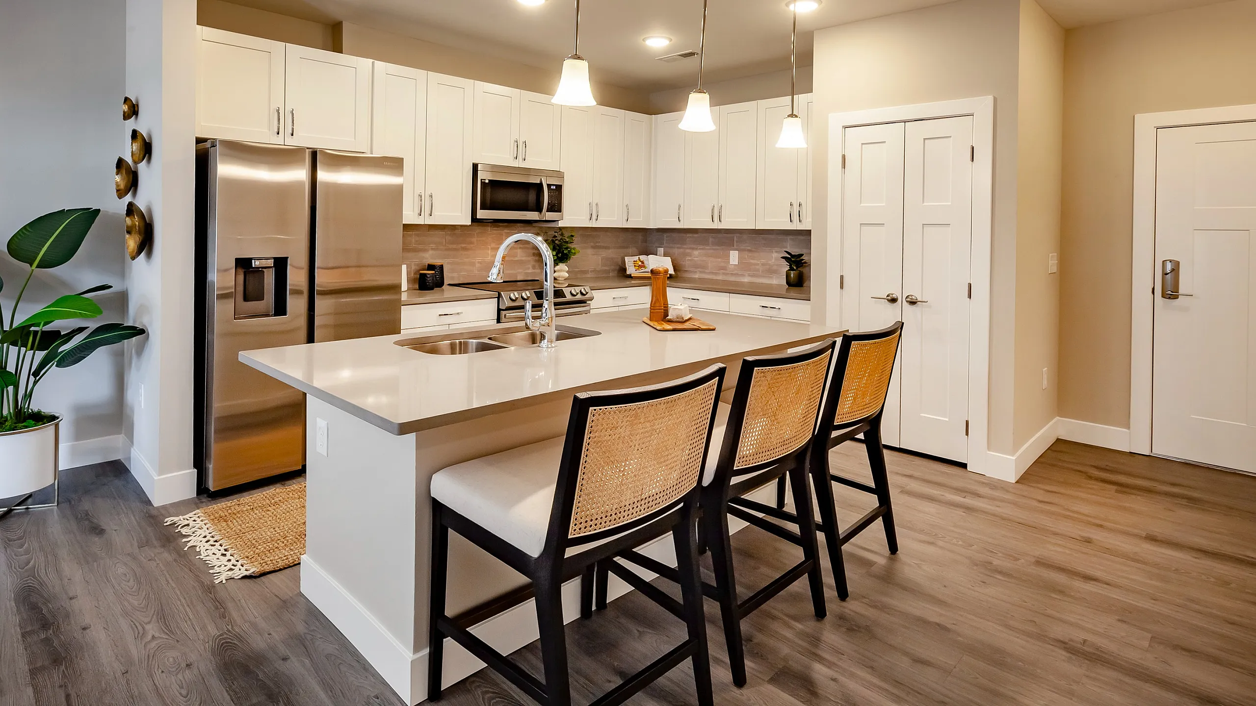 The Sheek: 2 Bed 2 Bath in Greenwood | 1049 sq ft