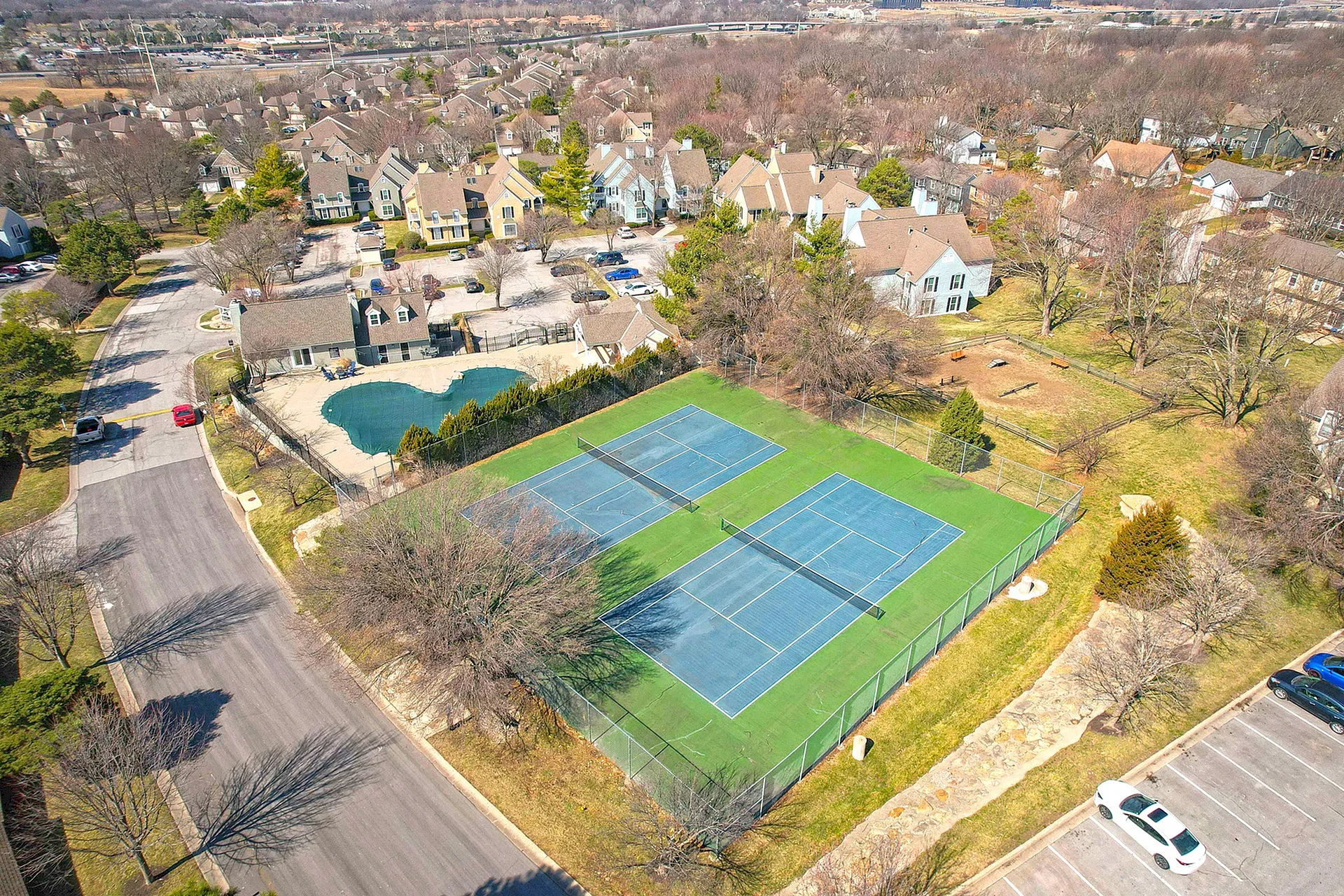 View Photos | Hunter's Pointe Apartments