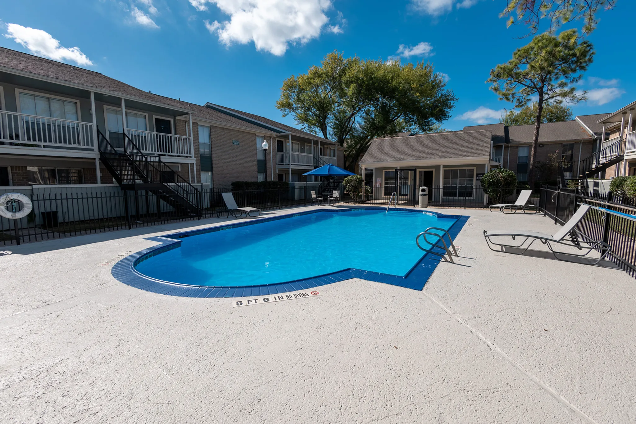 Huntington Oaks Amenities | Apartments in Alvin, TX | Apartments in ...
