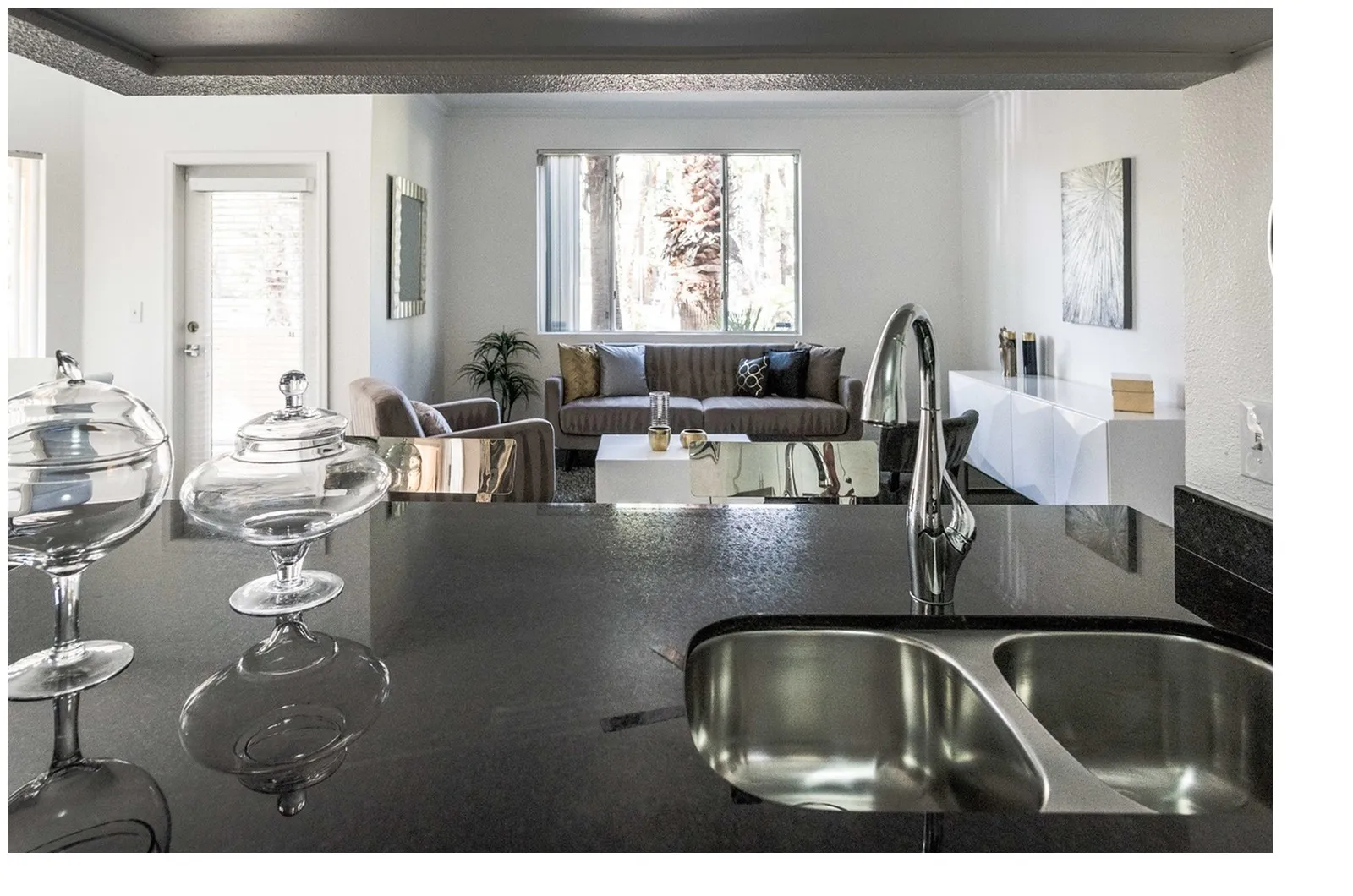 Riverwalk | Apartments In Phoenix, AZ