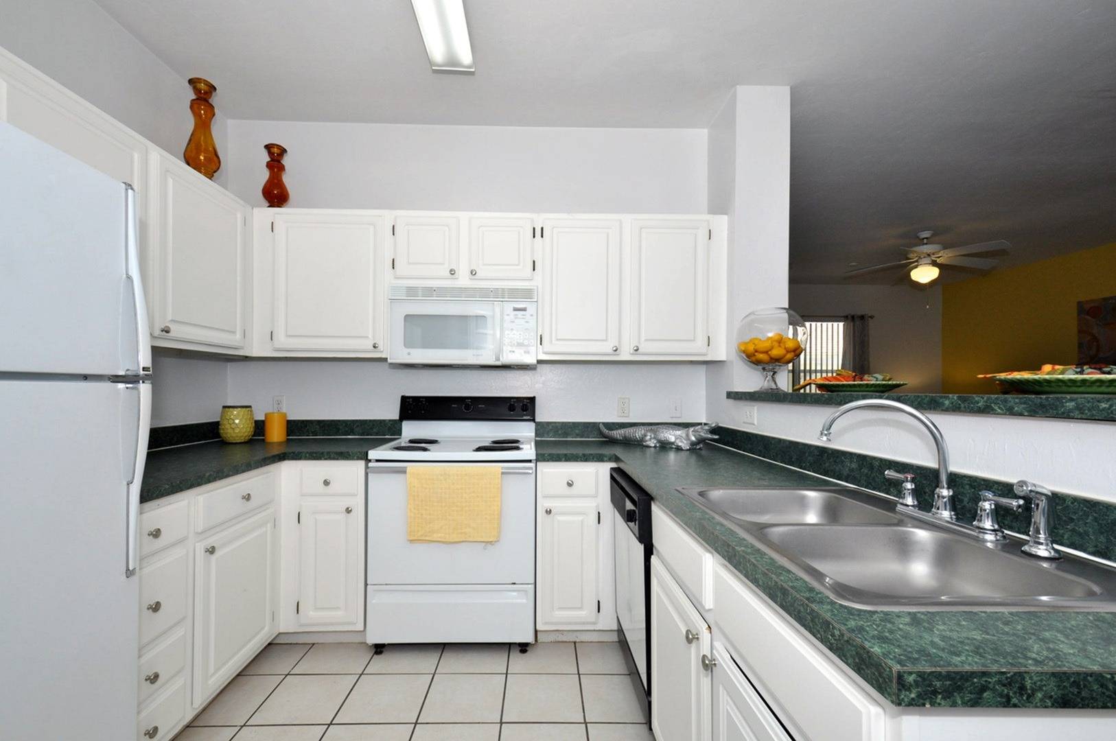 Photo Gallery | Museum Walk | Gainesville Student Apartments