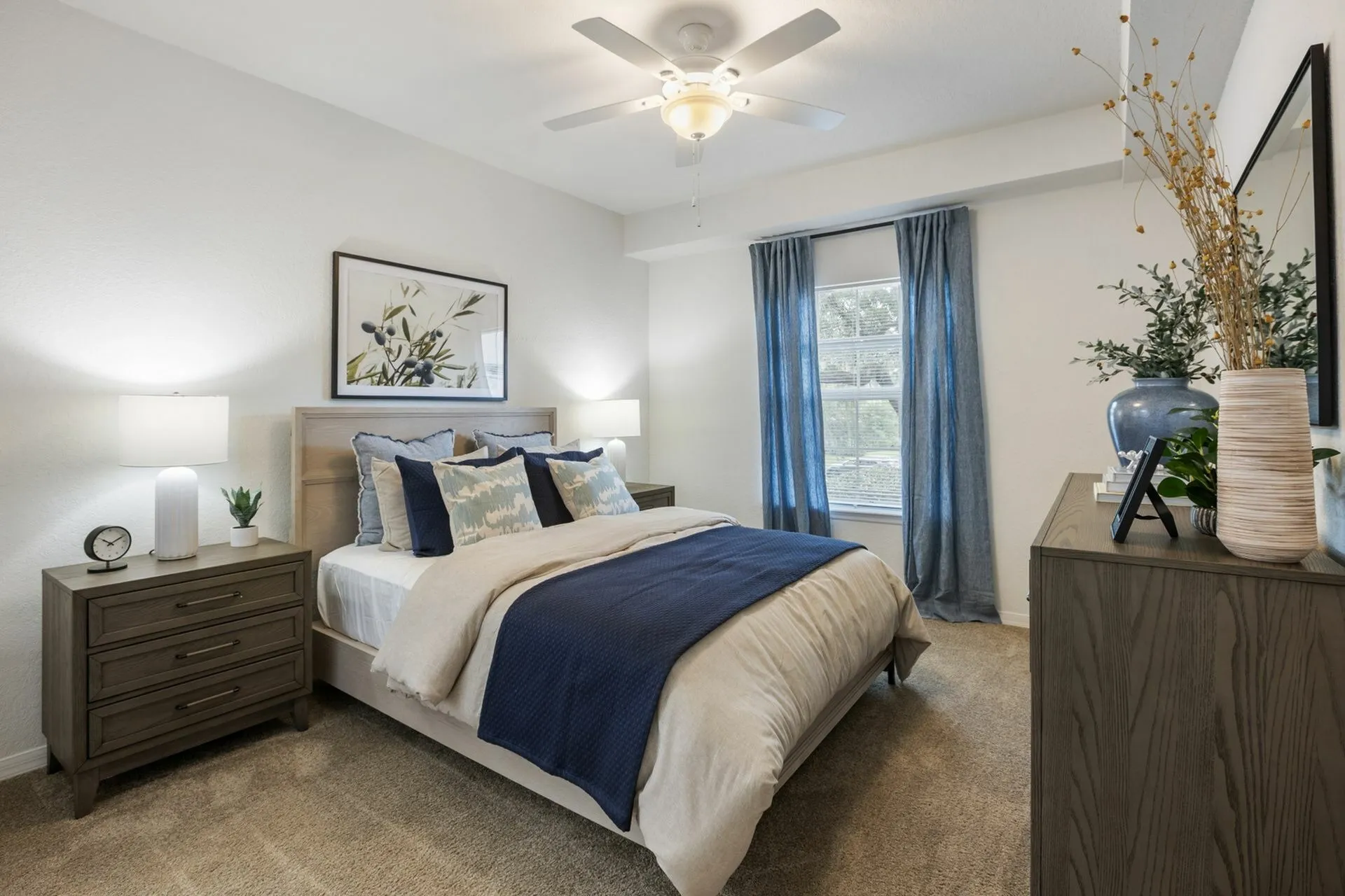 Photo Gallery | Tuscany Place | Luxury Apartments