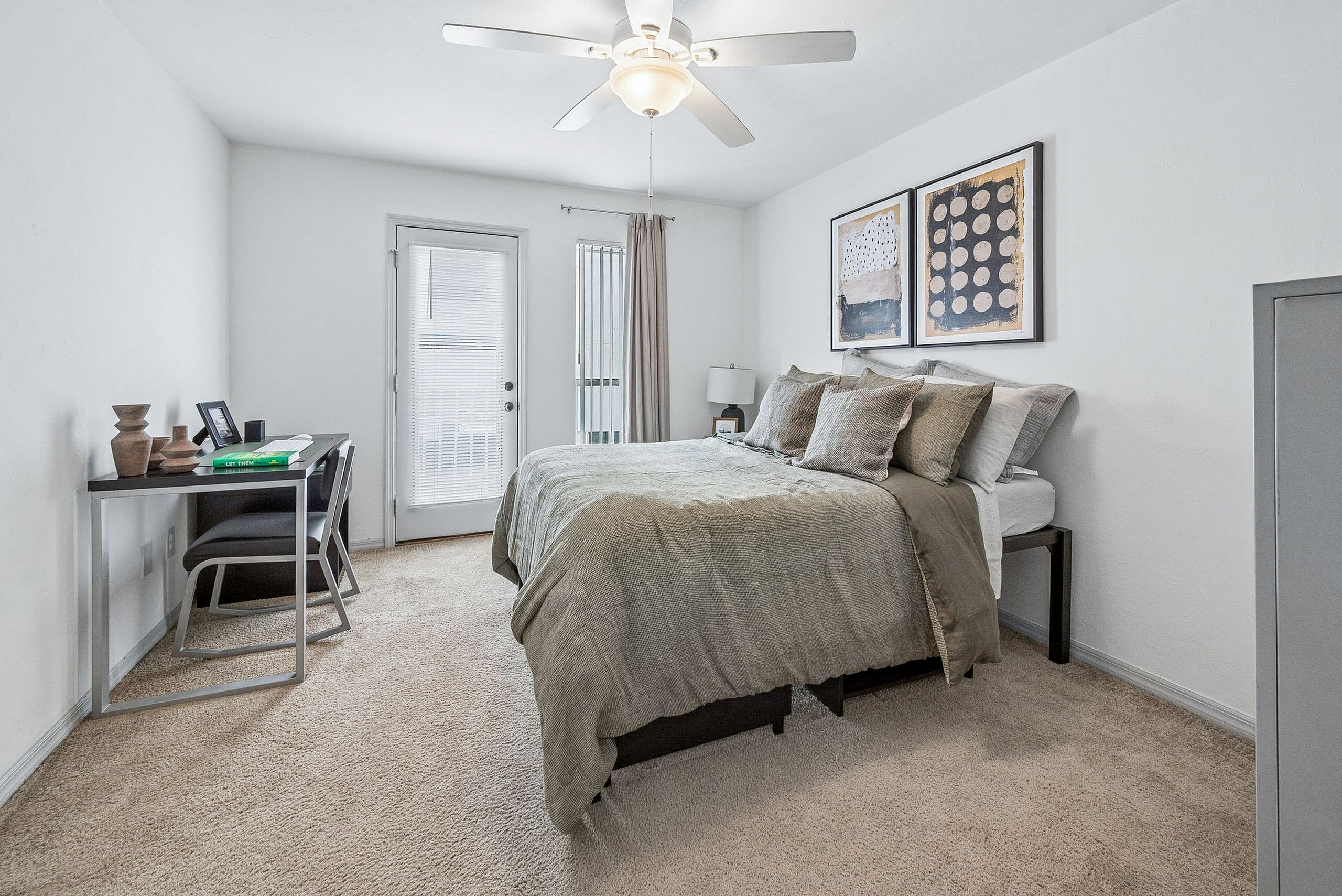 Photo Gallery | Museum Walk | Gainesville Student Apartments