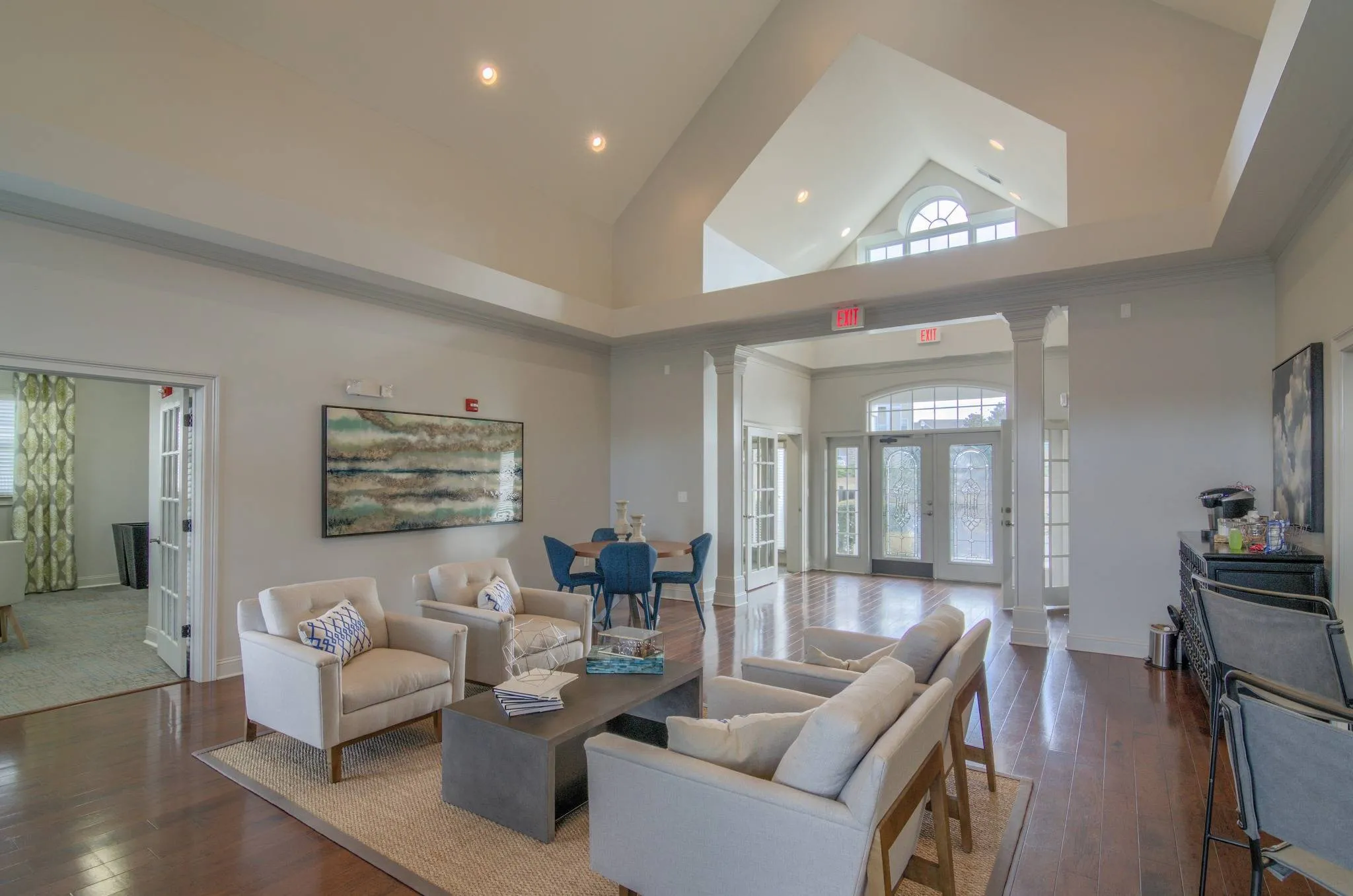 View Photos | The Vistas Apartments