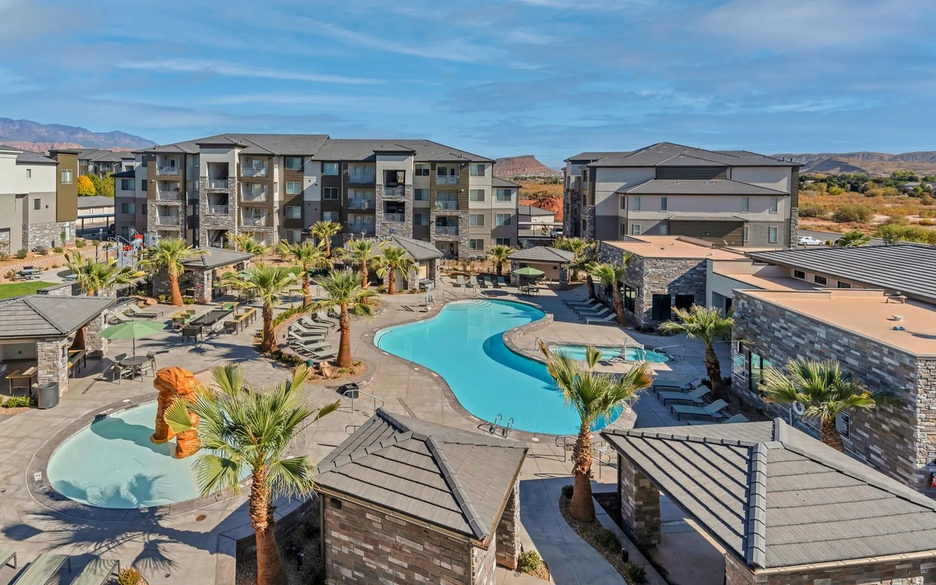 St. George, UT Apartments | Grayhawk at River's Edge