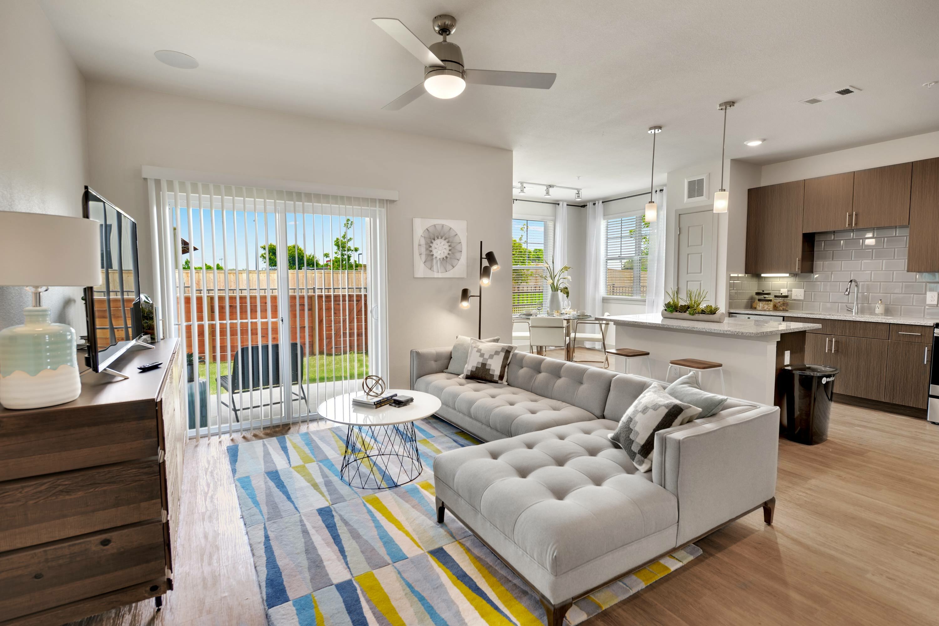 View Photos of Altair Tech Ridge Apartments in Austin, TX
