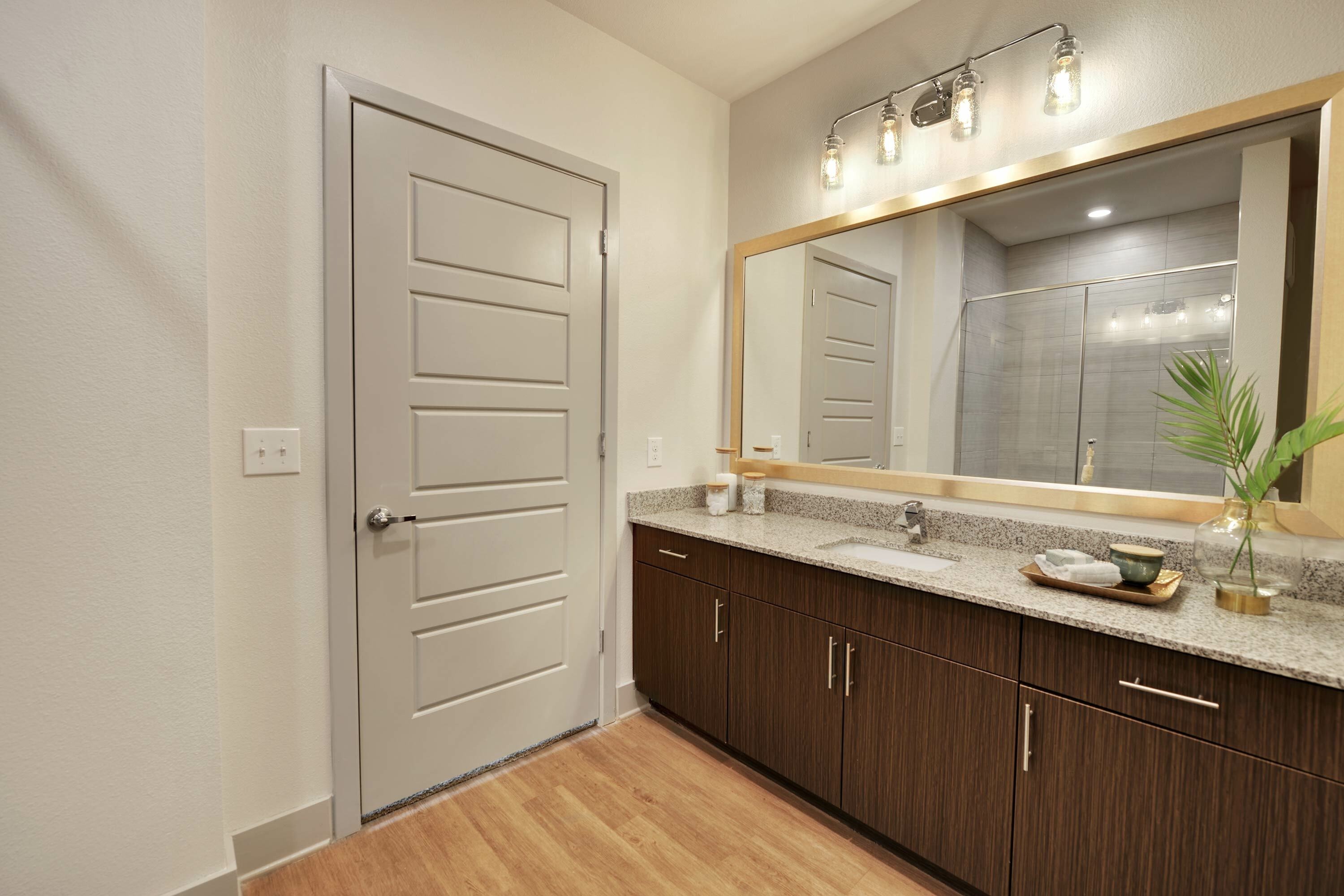 View Photos of Altair Tech Ridge Apartments in Austin, TX
