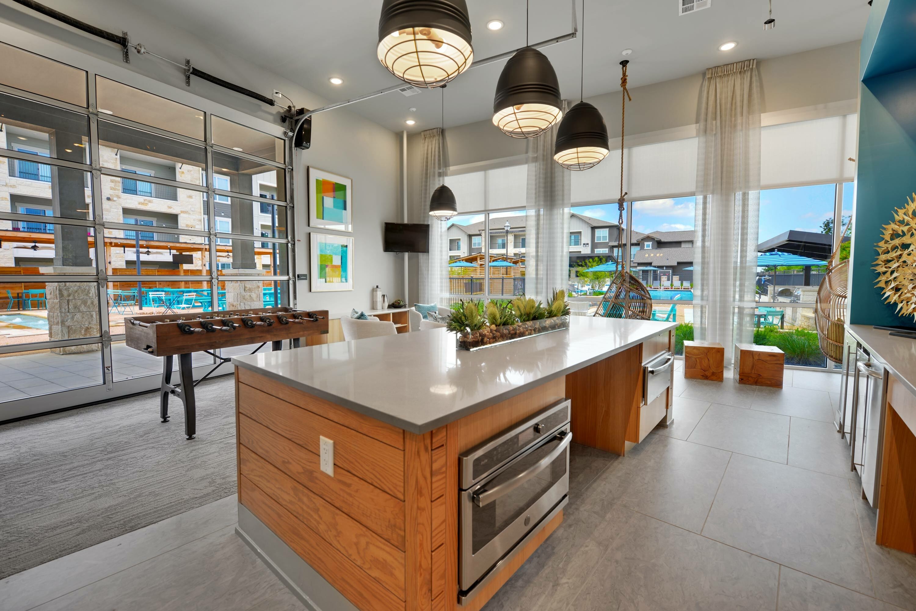 View Photos of Altair Tech Ridge Apartments in Austin, TX