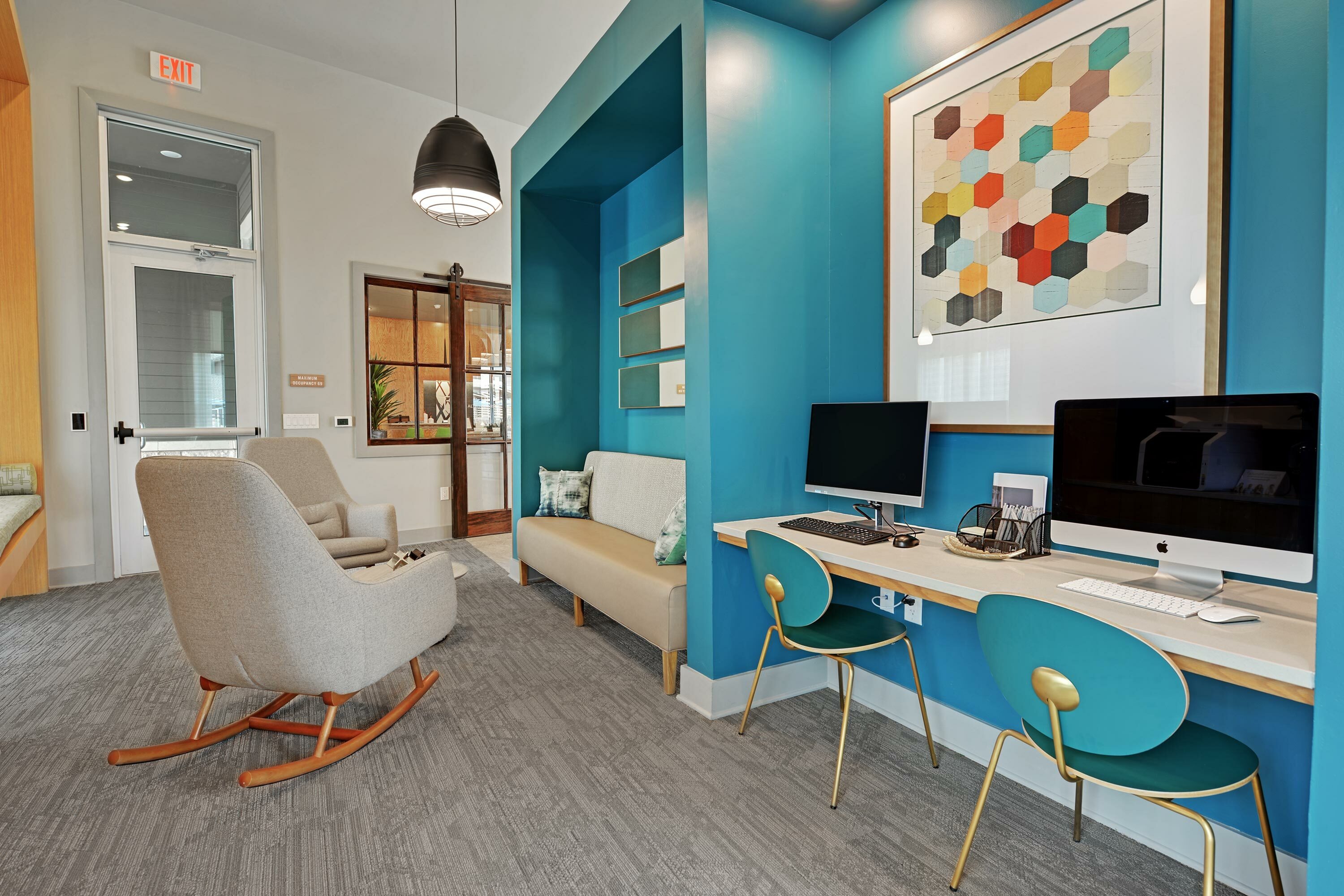 View Photos of Altair Tech Ridge Apartments in Austin, TX