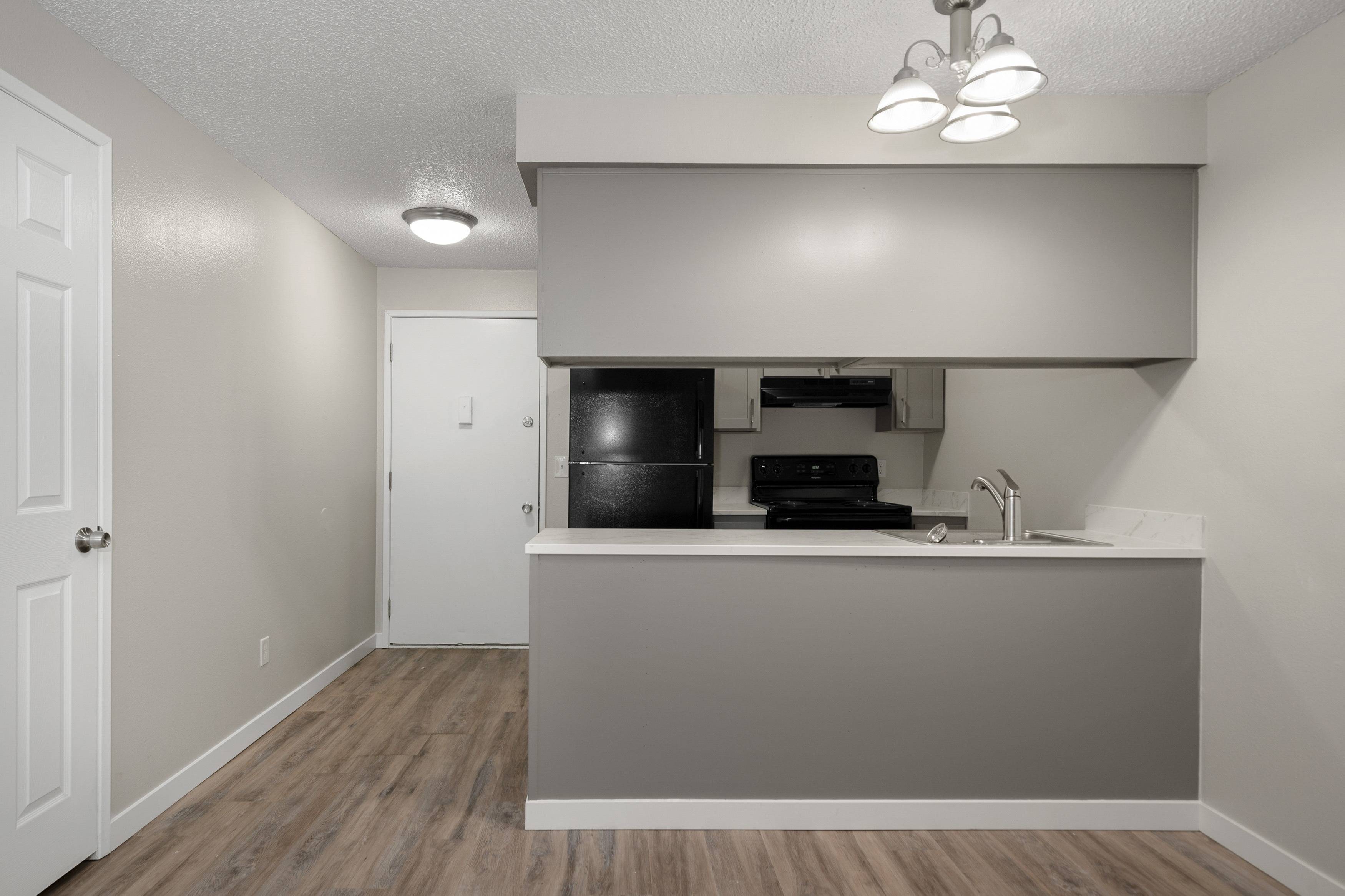 View Photos & Take A Virtual Tour | Serrano Apartments | Apartments in ...