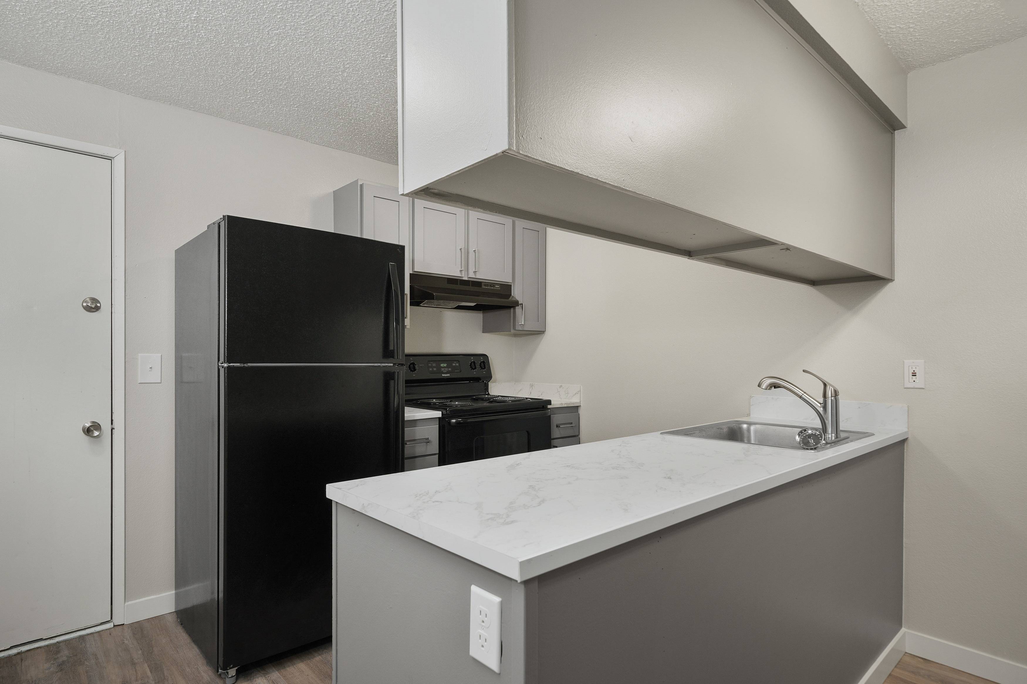 View Photos & Take A Virtual Tour | Serrano Apartments | Apartments in ...