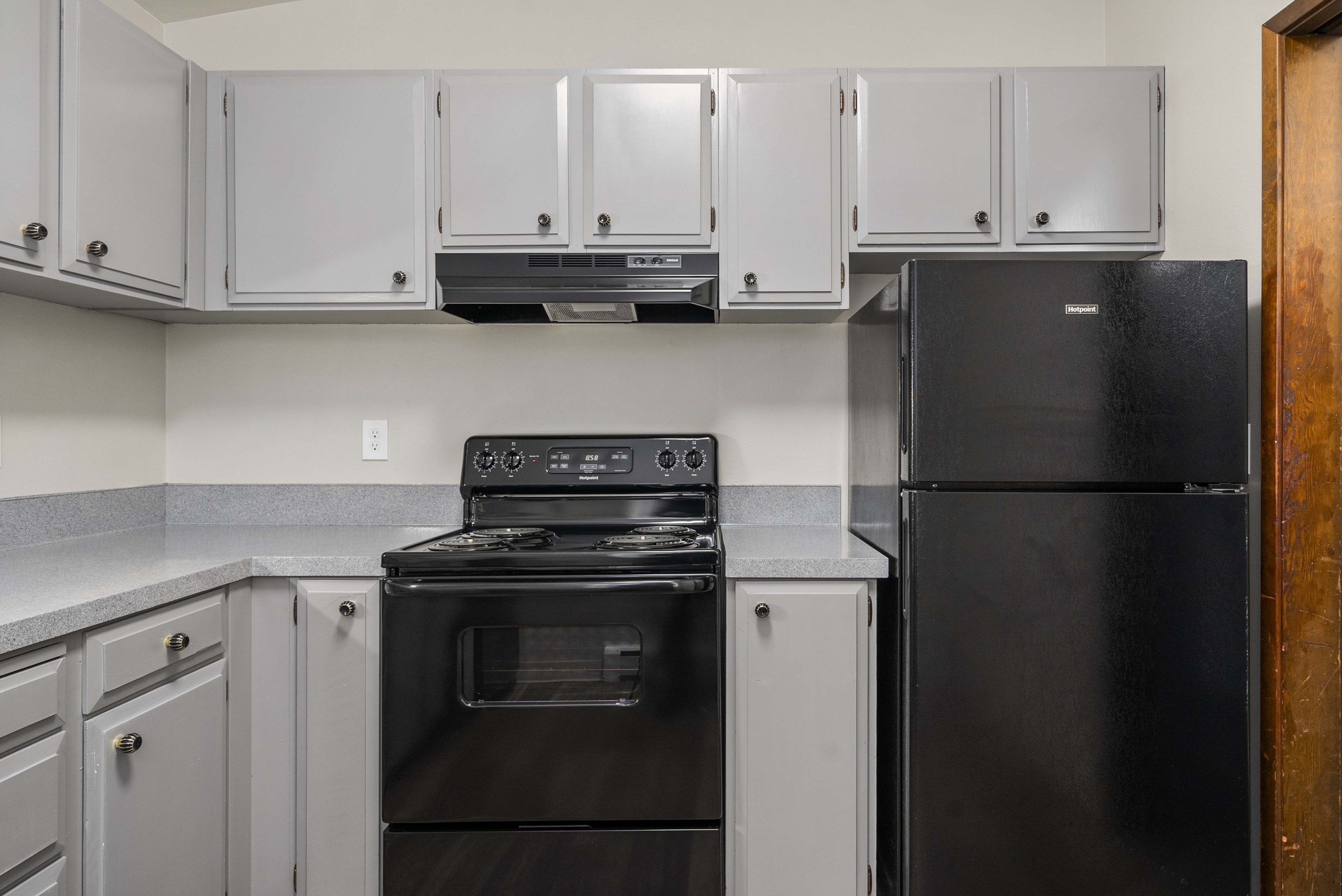 View Photos & Take A Virtual Tour | The Larson | Apartments in Tacoma, WA