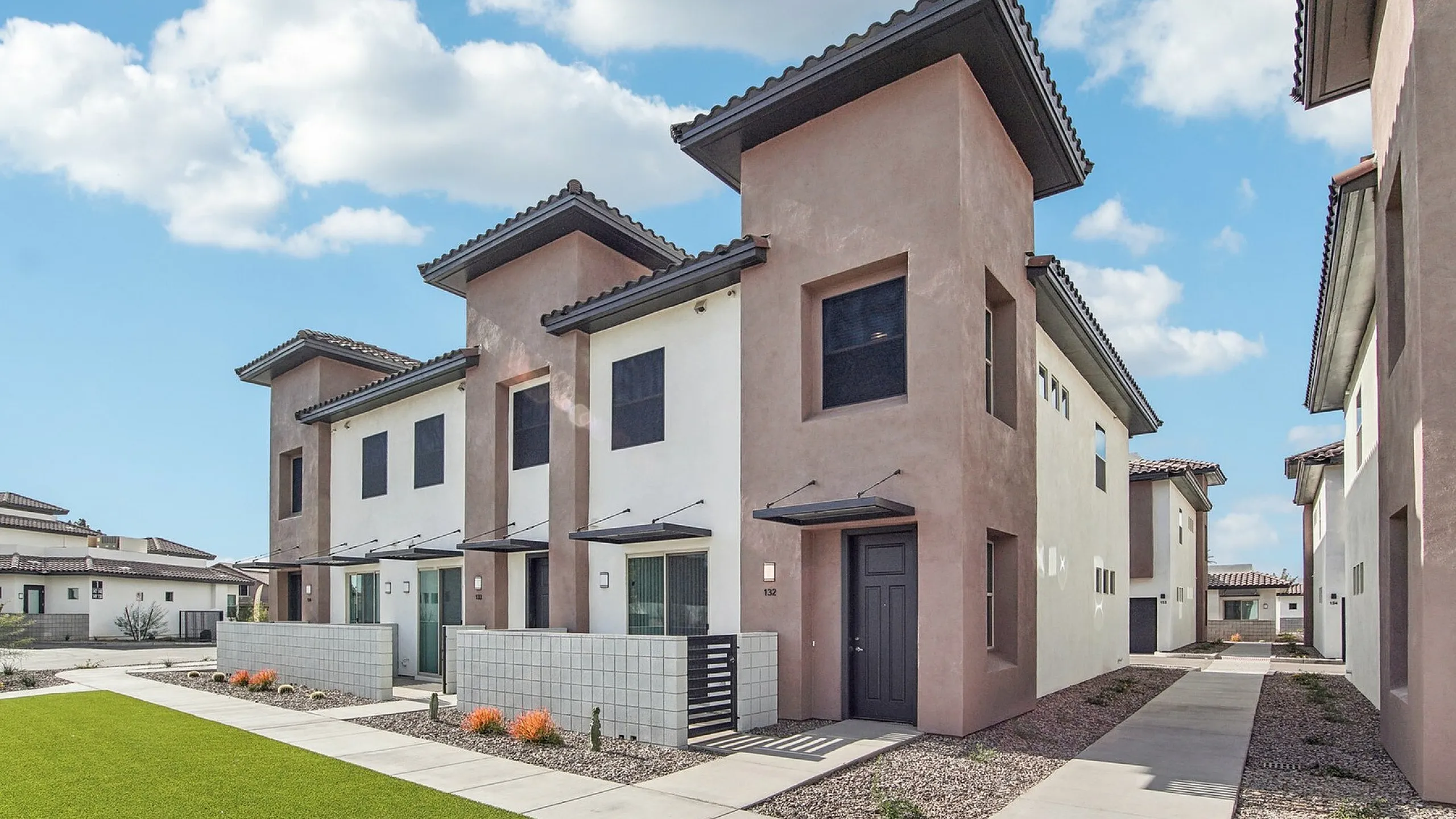 Ascension at Manistee Ranch | Apartments In Glendale, AZ