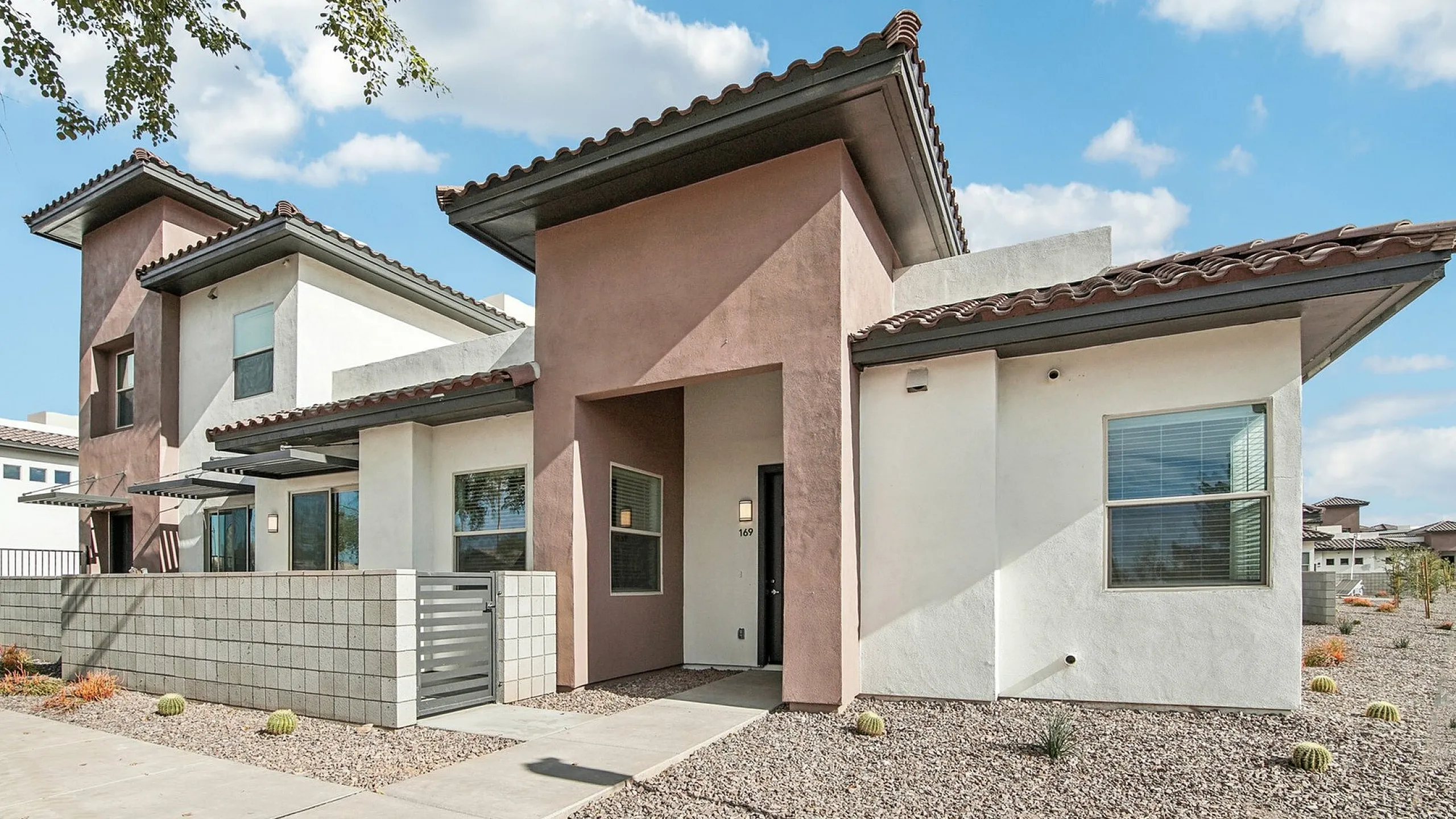 Ascension at Manistee Ranch | Apartments In Glendale, AZ