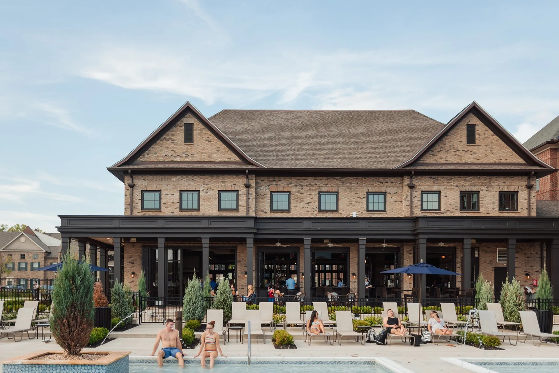 Explore the Gallery: Townhomes & Apartments in Hilliard, OH