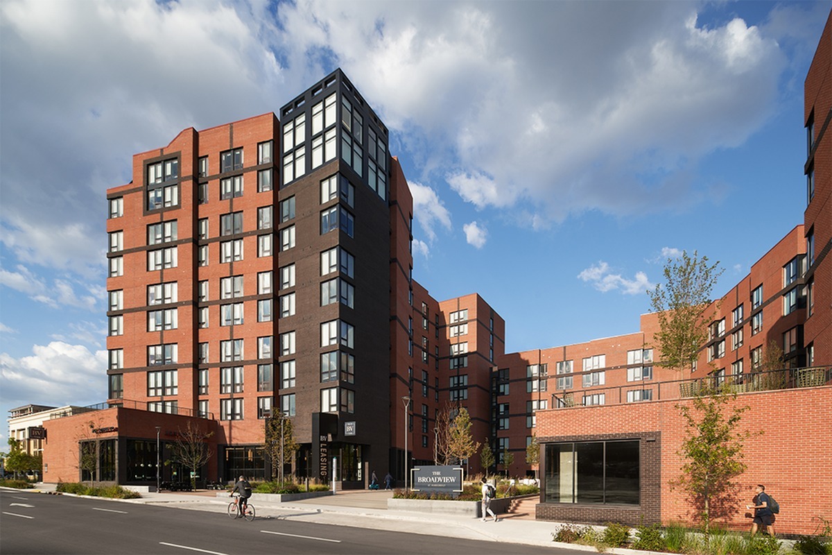 Photos | The Broadview at Vanderbilt | Apartments in Nashville, TN