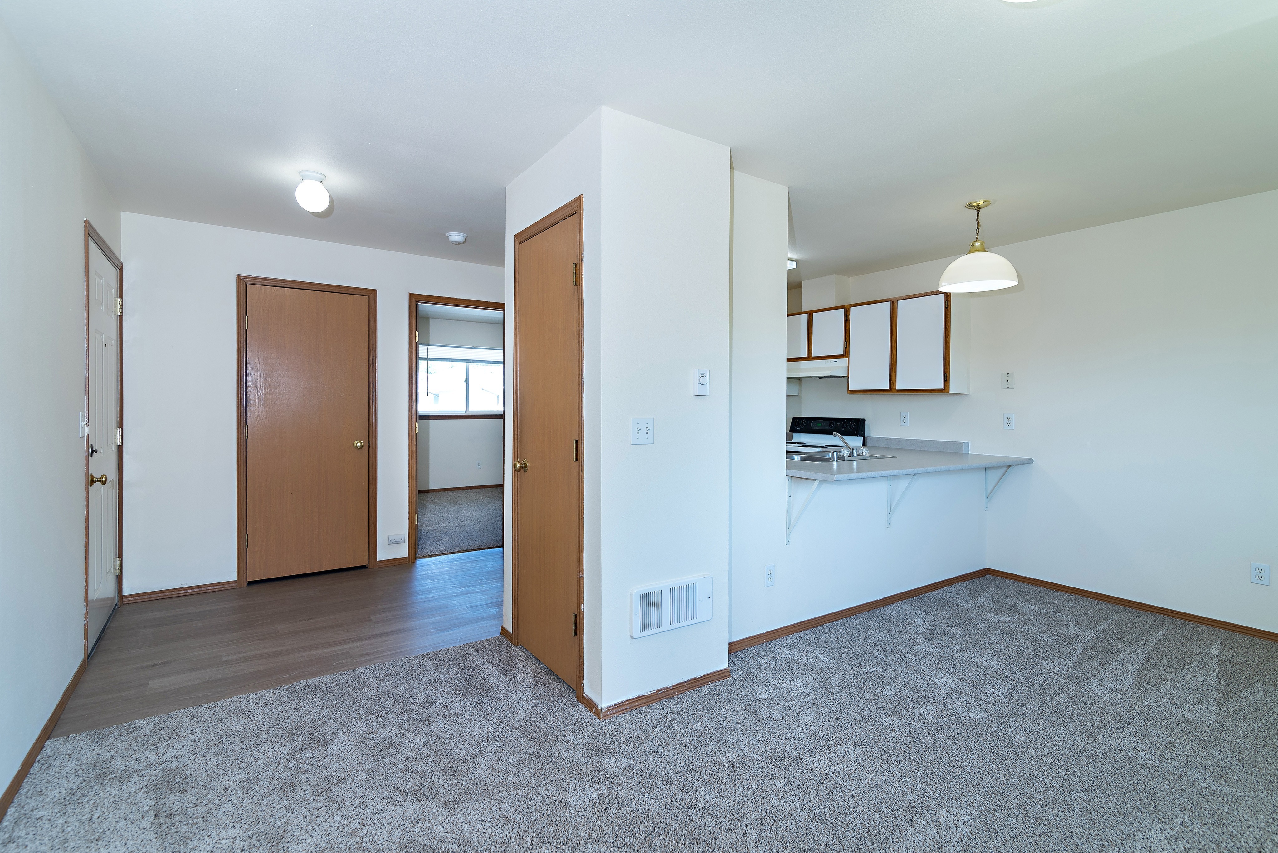 View Photos | Rainier Apartments