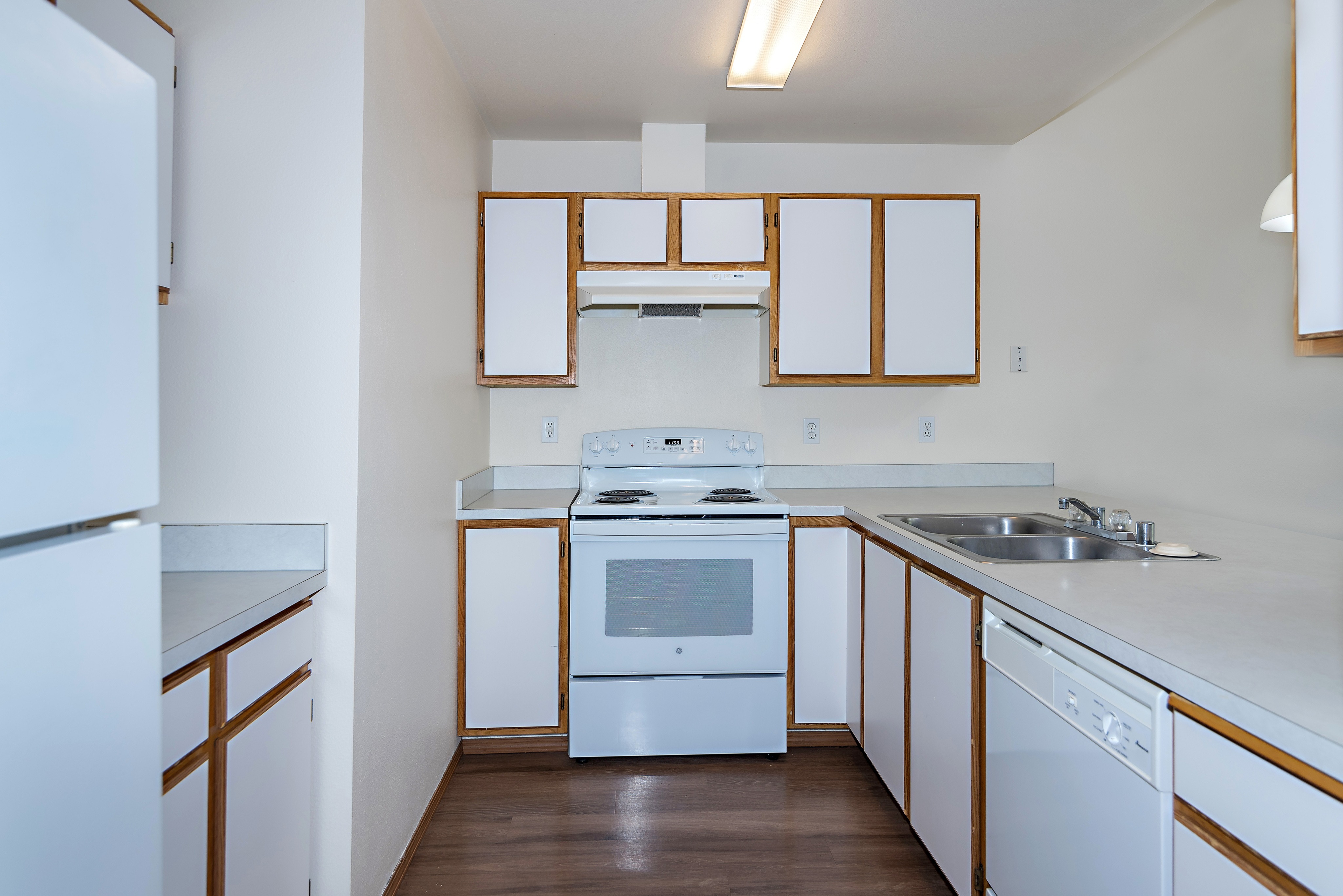 View Photos | Rainier Apartments