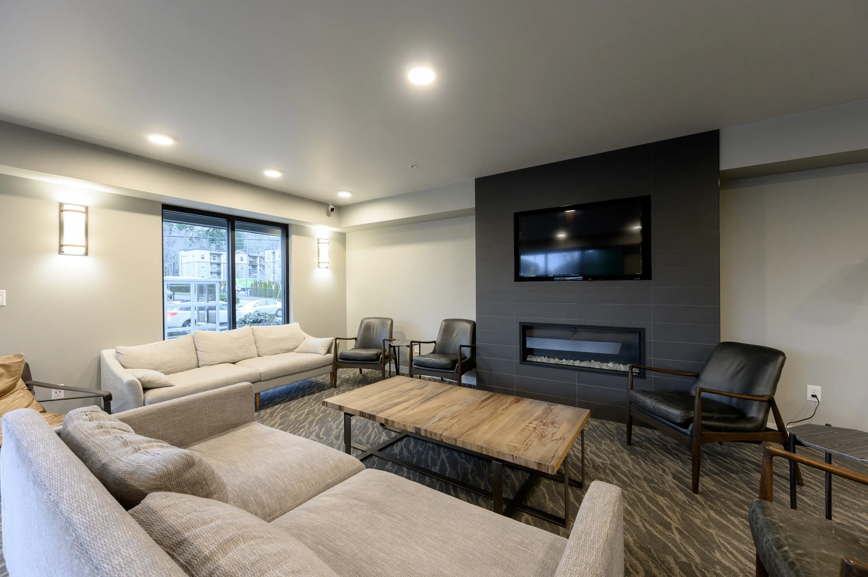 Studio - 3 Bed Apartments - Check Availability | Harvard Suites