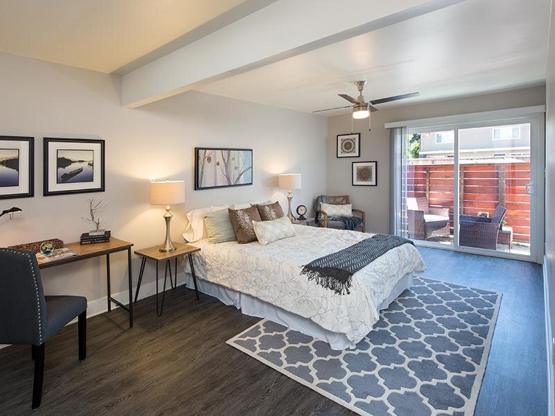 3 Bed Apartments - Check Availability | Solstice Apartments