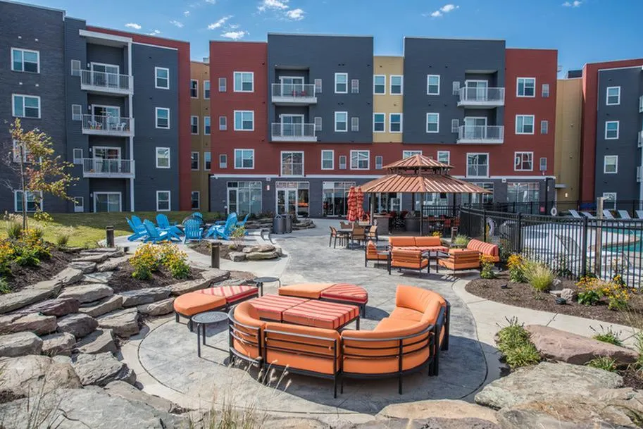 View Photos & Take A Virtual Tour | Edge 1120