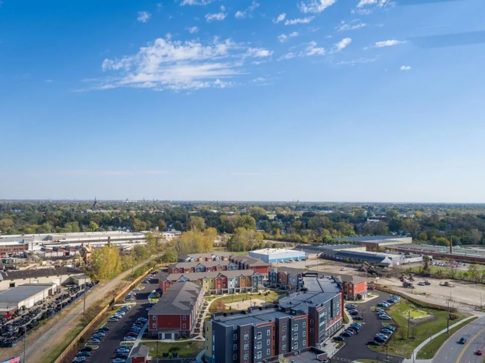 View Photos & Take A Virtual Tour | Edge 1120