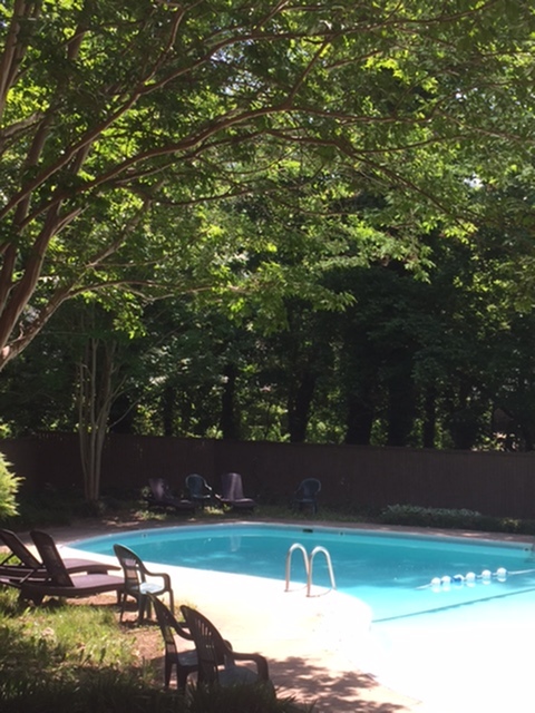 View Photos | Montrose Manor