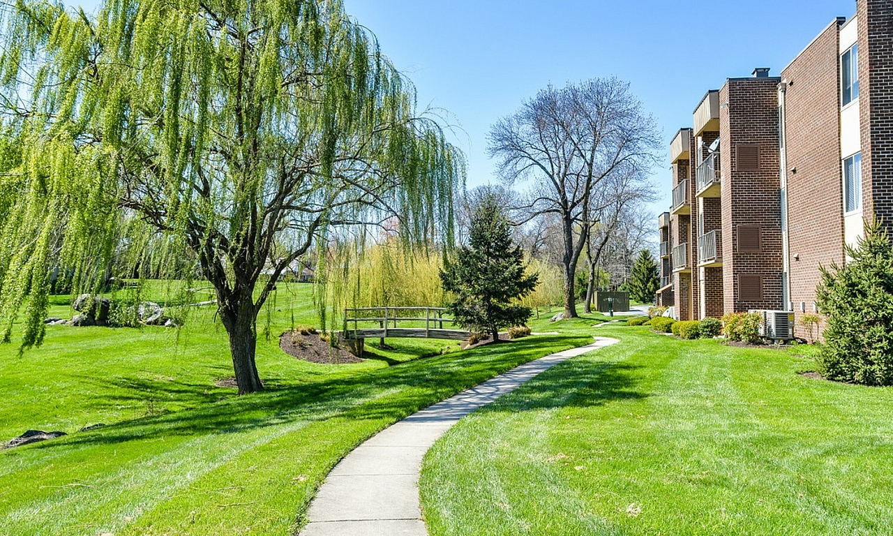 Brookstone | Apartments In Baltimore, MD