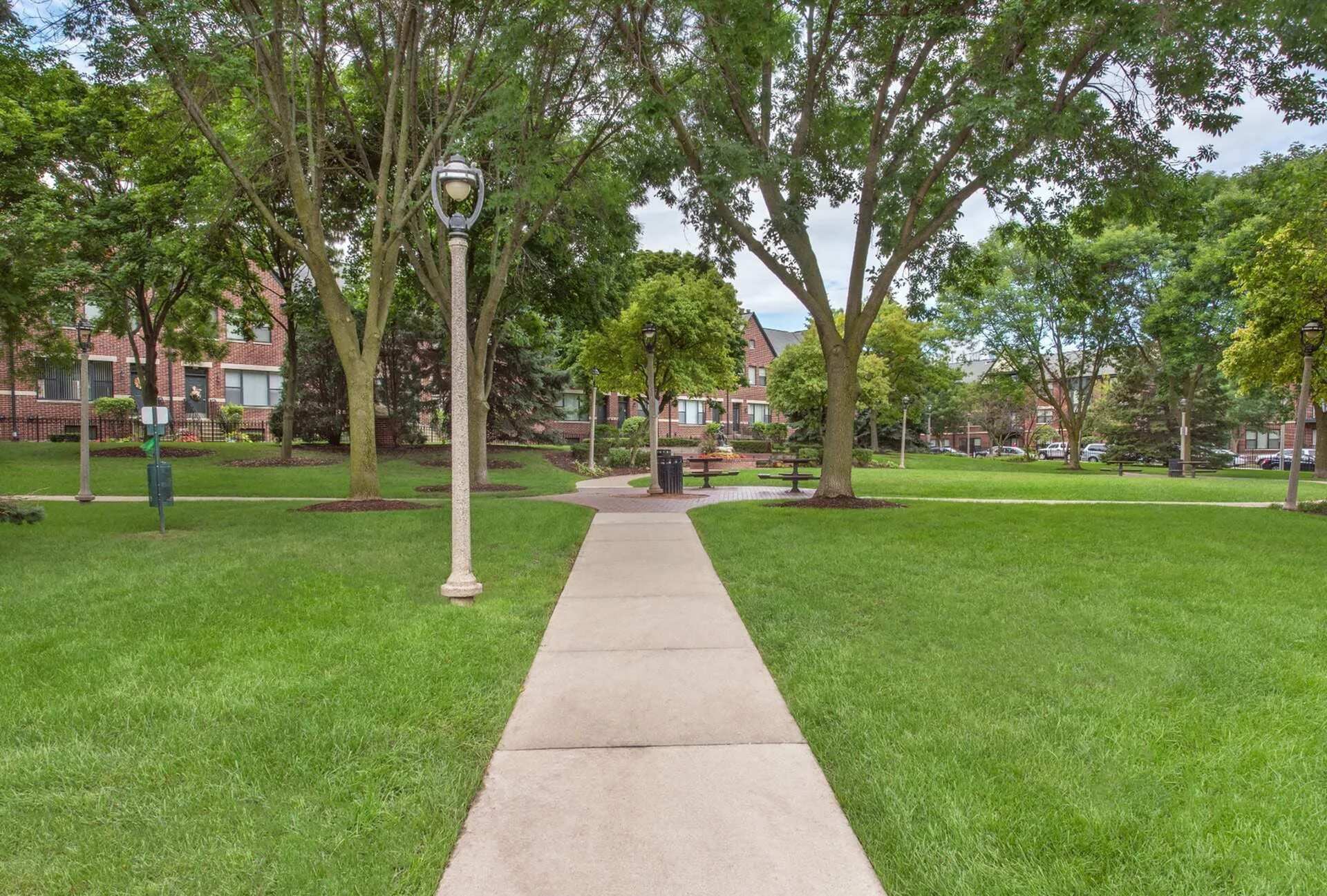 View Our Amenities | East Pointe Commons