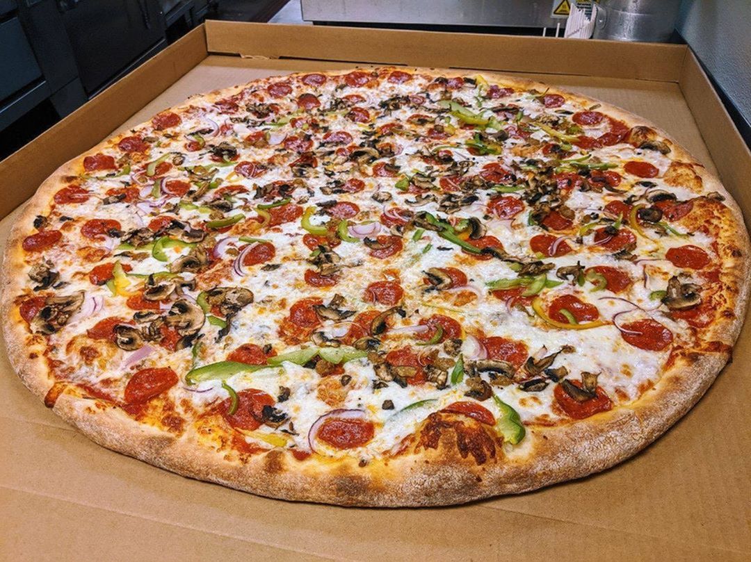 A Slice of Goodyear: Best Pizza in Town