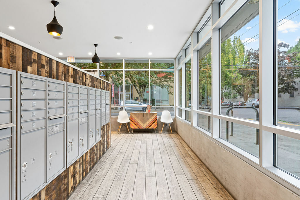 View Photos & Take A Virtual Tour | East 12 Lofts | Apartments for Rent ...