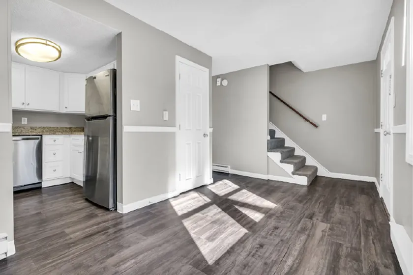 Coach Lantern Apartments | Apartments In Scarborough, ME