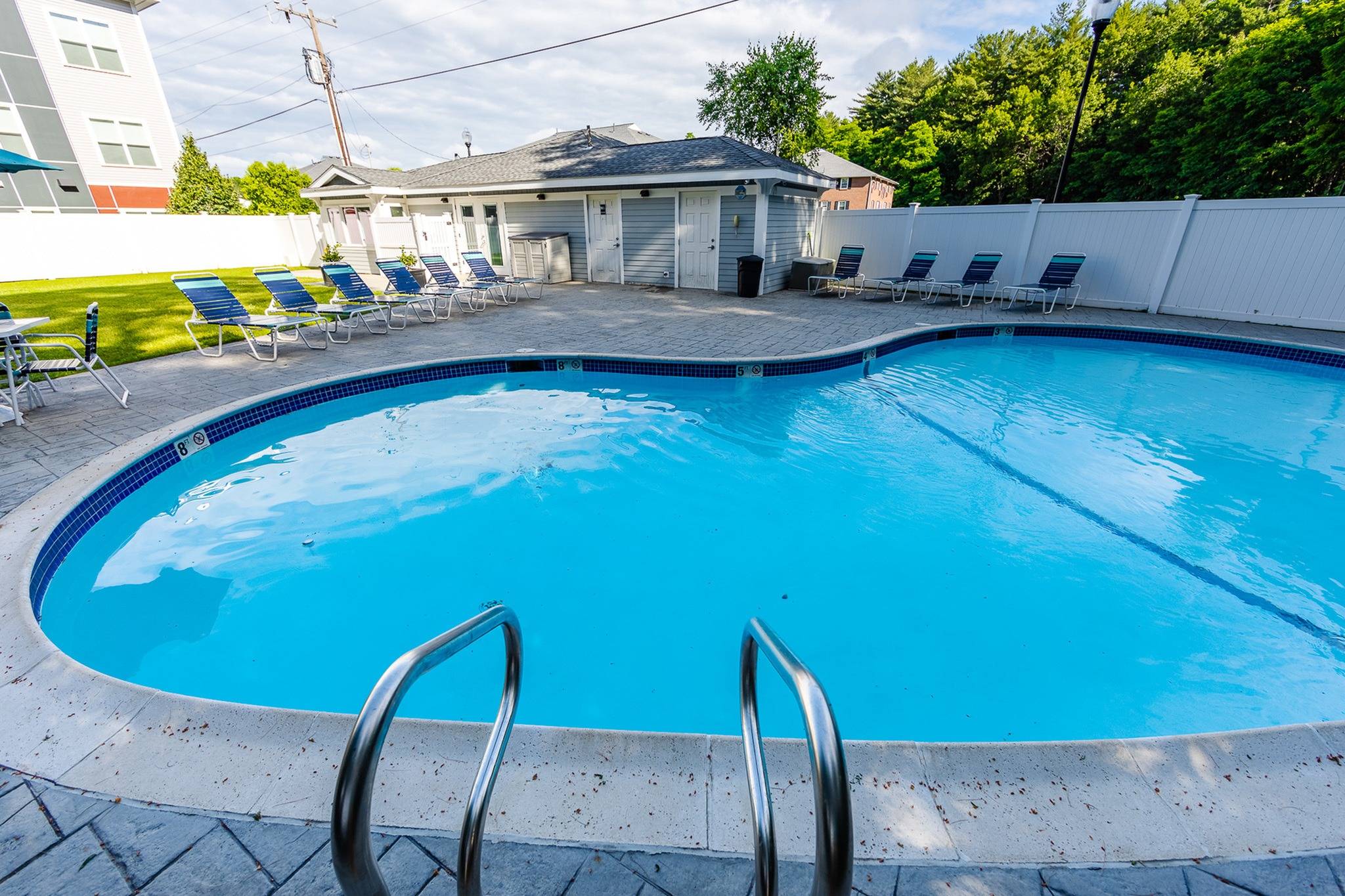 Photos & Tour | Princeton Dover Apartments in Dover, NH