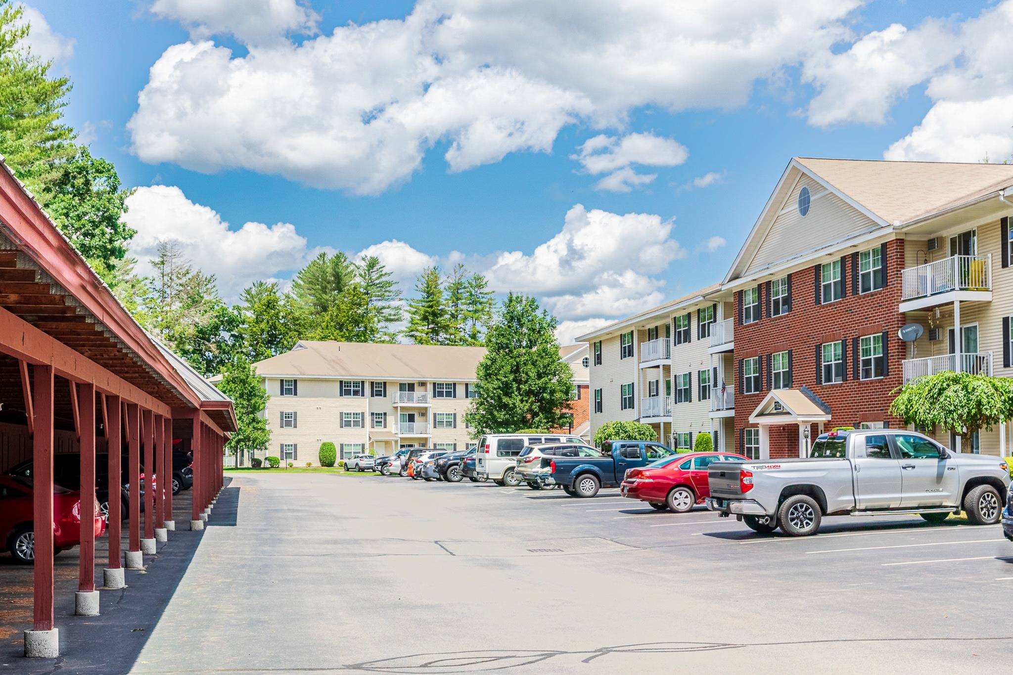 View Photos & Take A Virtual Tour | Princeton Square