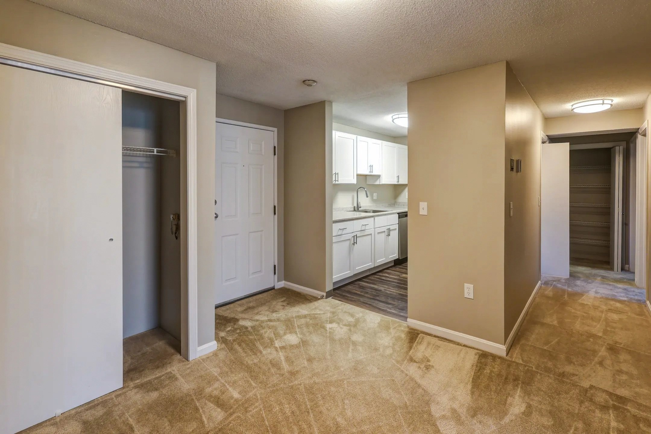 Princeton Place Worcester Virtual Tour & Photo Gallery