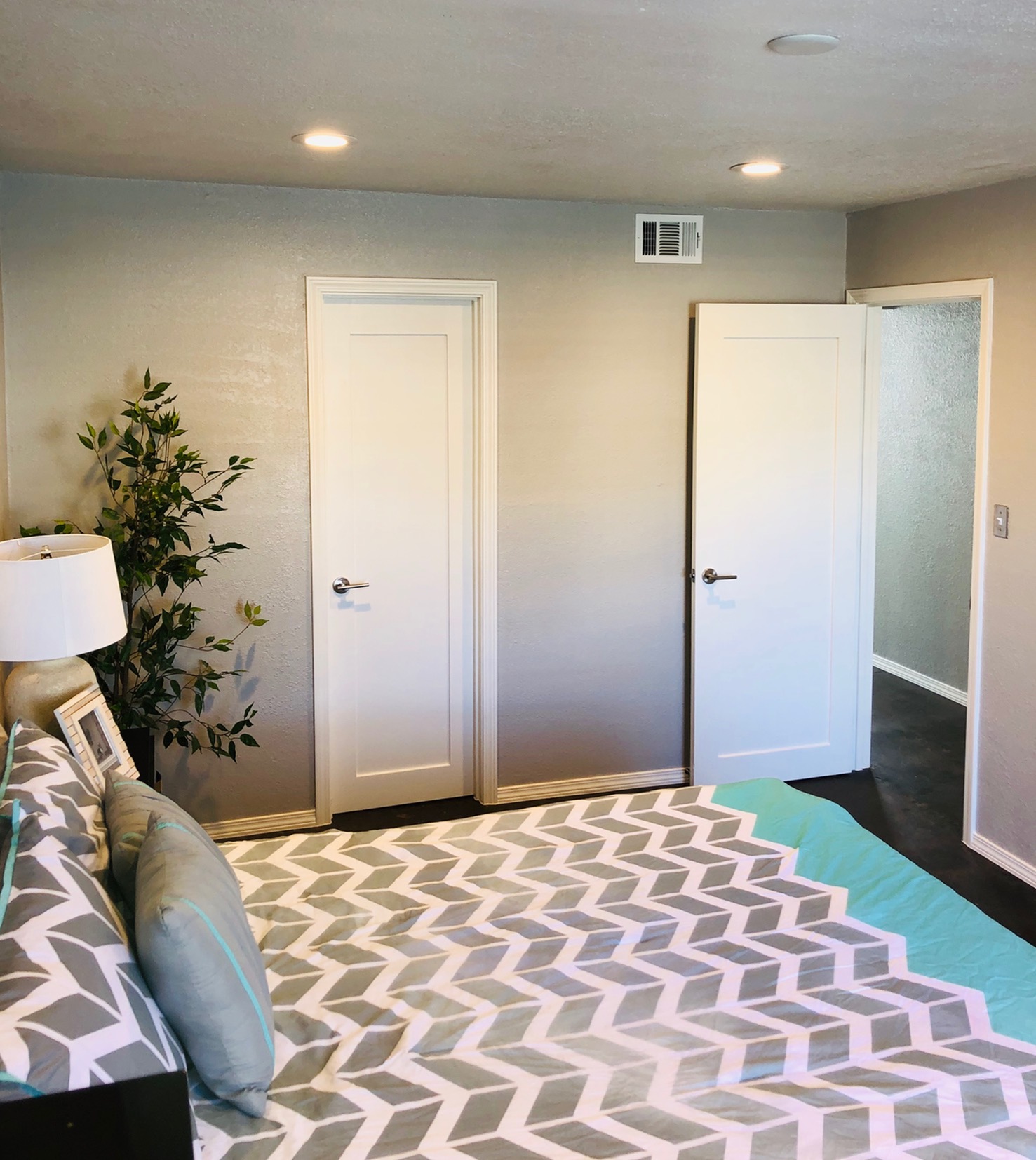 View Photos | Norman Apartments