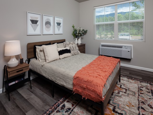 View Photos & Take A Virtual Tour | The Highline Apartments