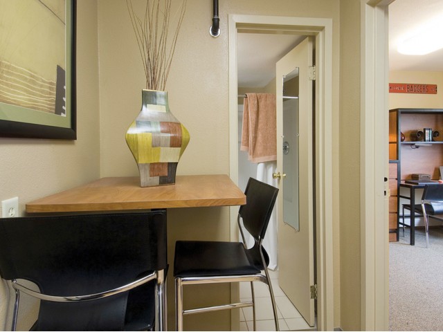 The Highlander Apartment Rentals