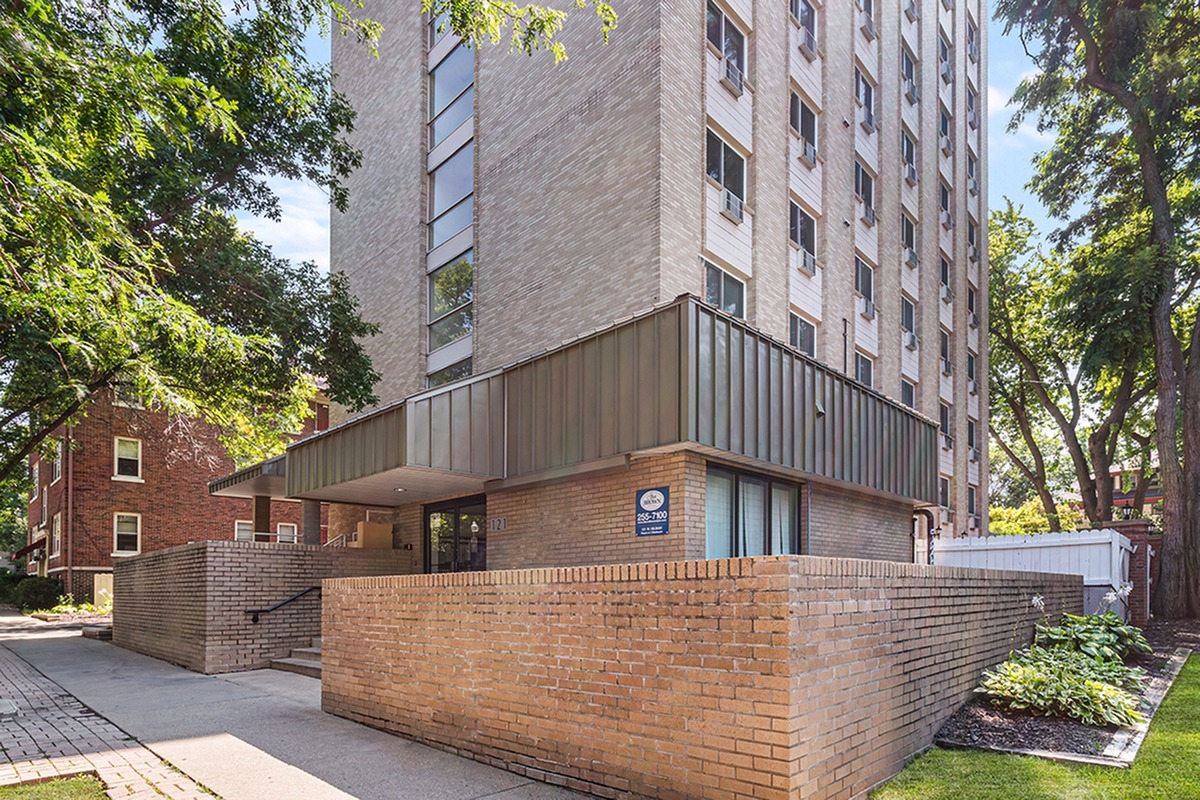 The Highlander Apartment Rentals