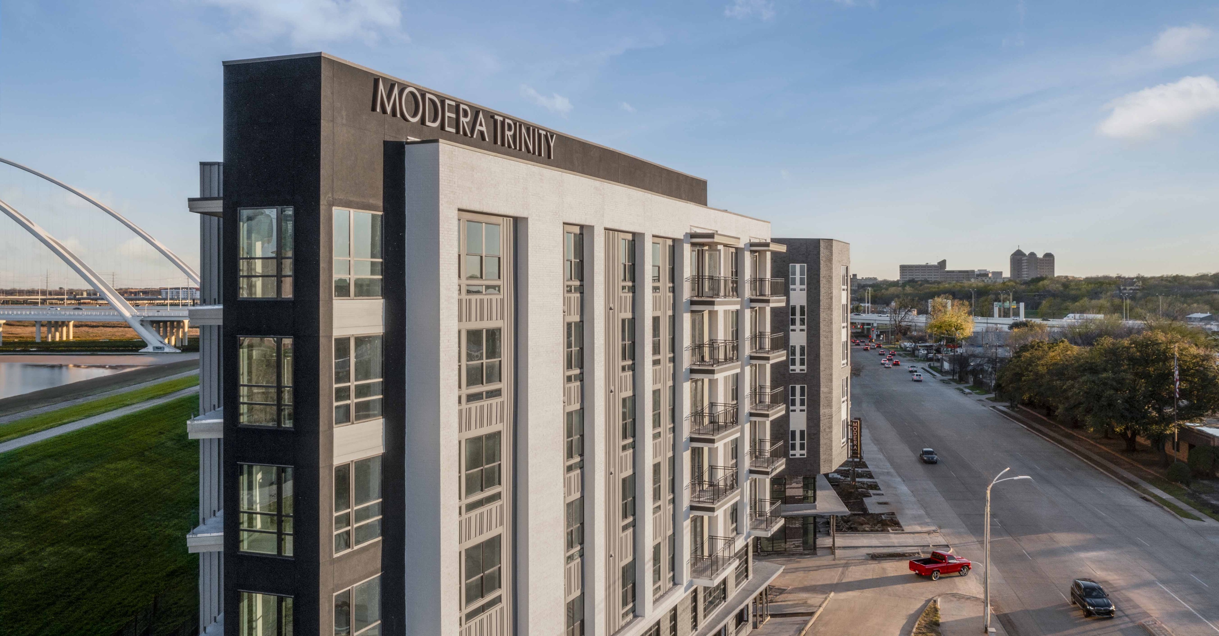 Click through the Photo Gallery Apartments in Dallas, TX