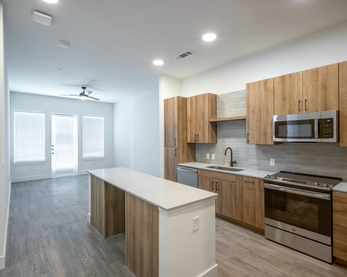 Click through the Photo Gallery Apartments in Dallas, TX