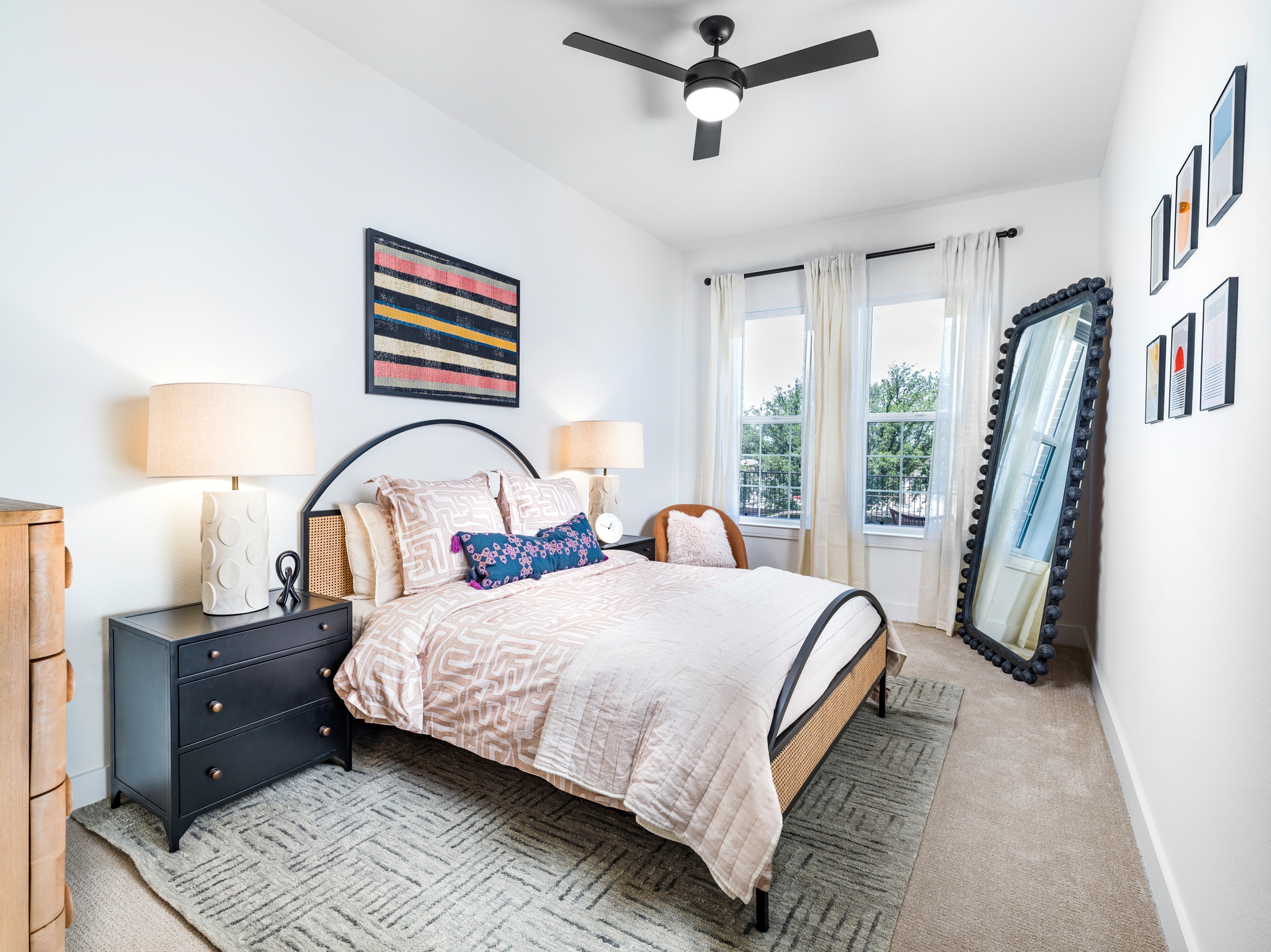 Click through the Photo Gallery Apartments in Dallas, TX